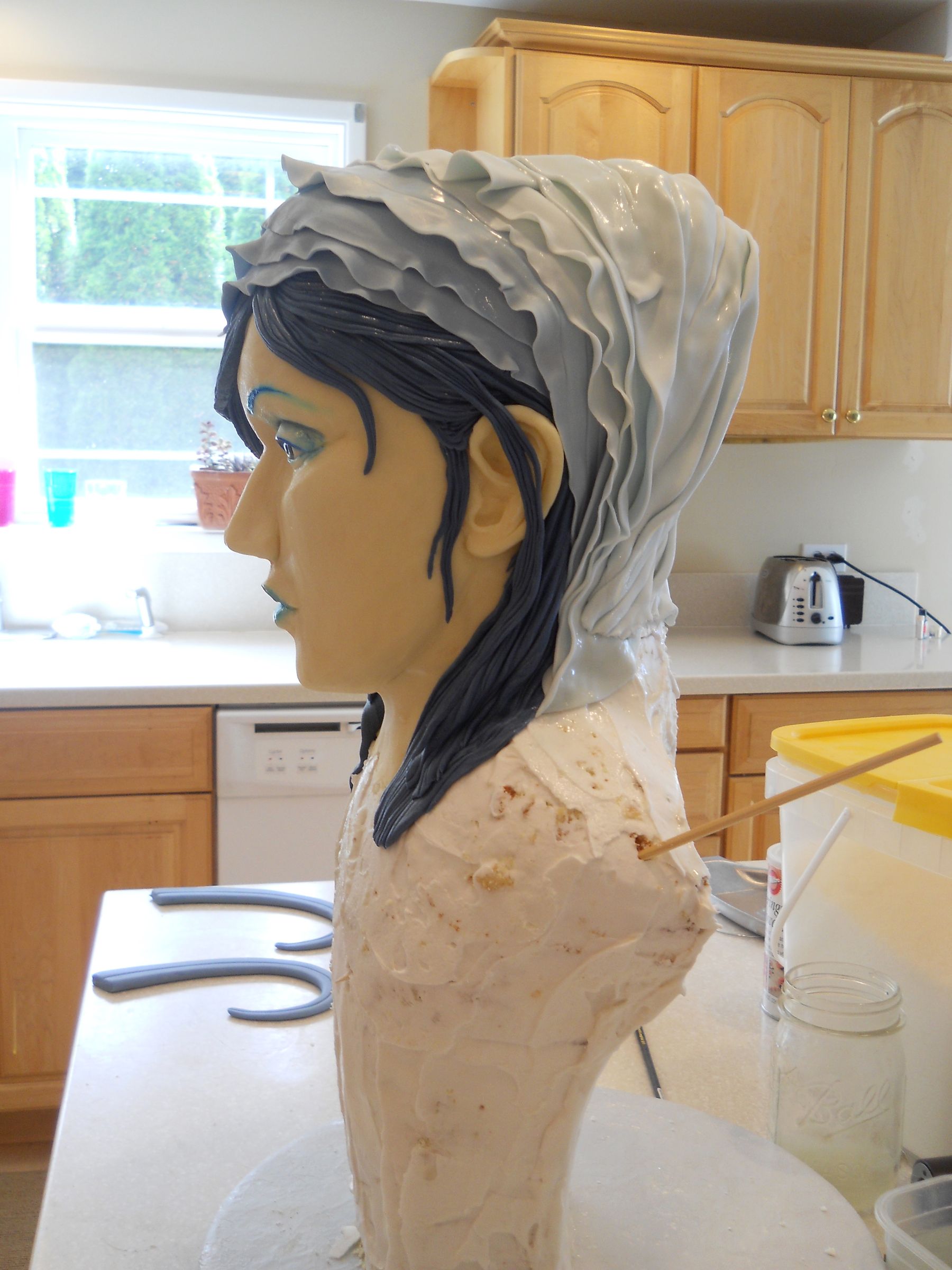 How I Made My Threadcakes "Hooded" 3D Cake : 10 Steps (with Pictures ...