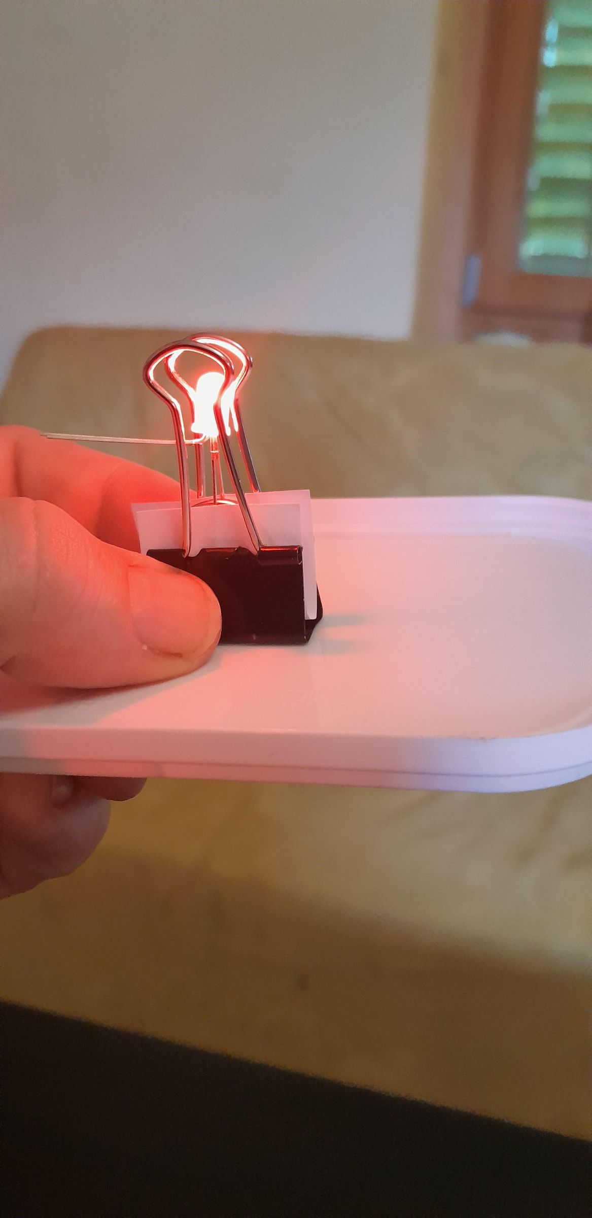 Simple Color Light "beacon" / Lightbox : 7 Steps (with Pictures) - Instructables