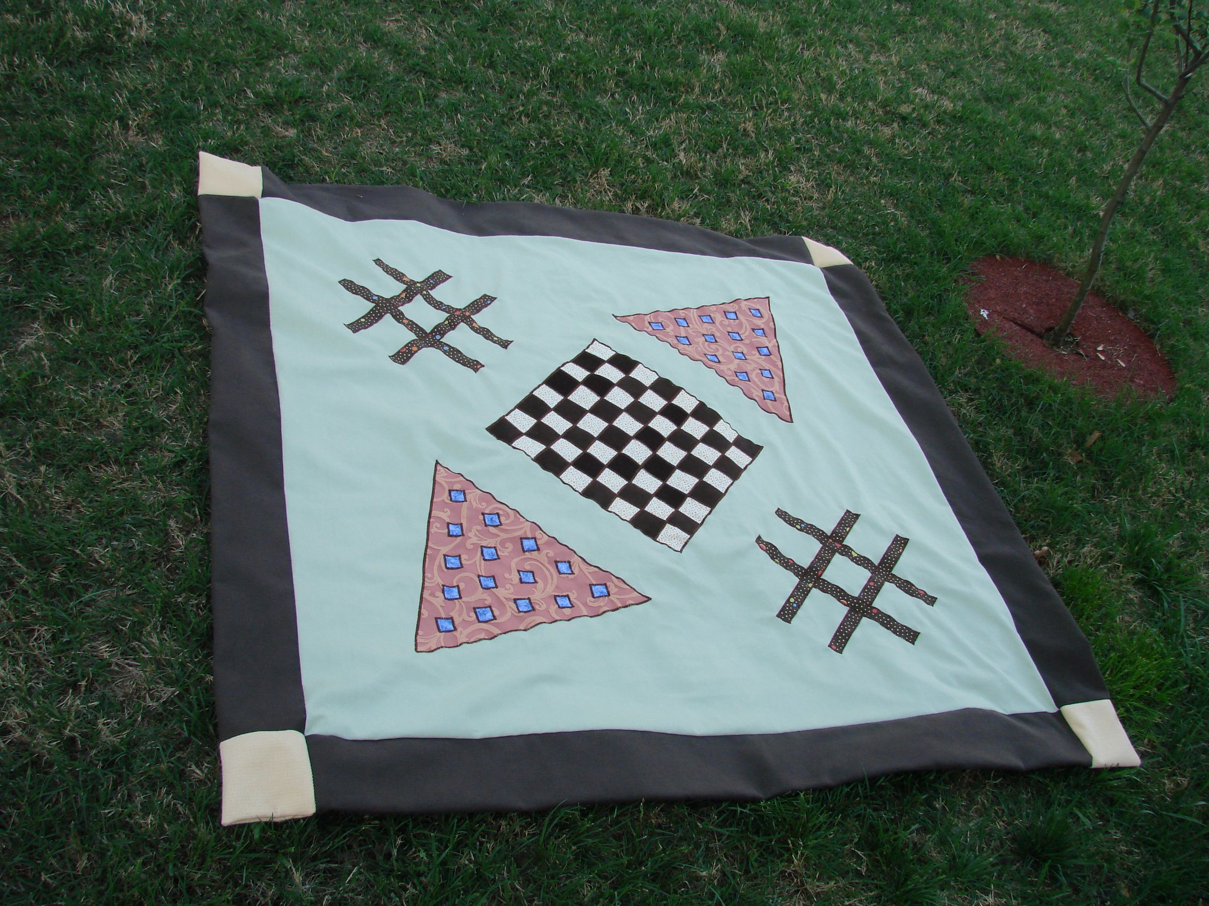 Quilted Family Picnic Blanket : 3 Steps (with Pictures) - Instructables