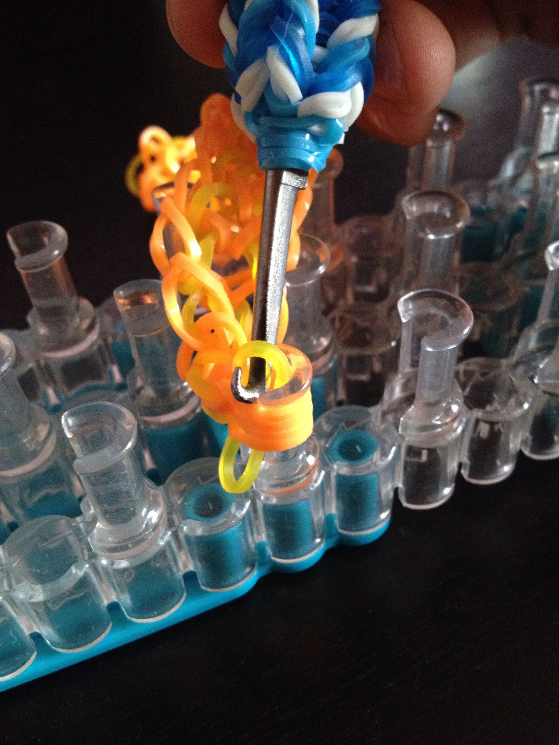 Rainbow Loom Dragon Scale : 12 Steps - Instructables