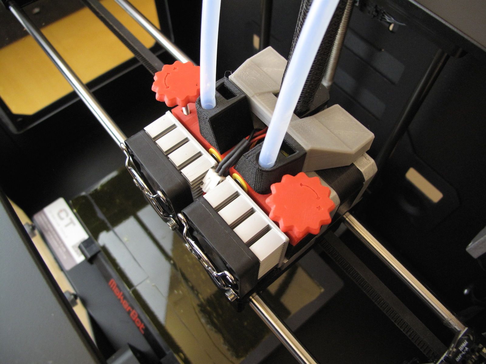 Adjustable Extruder Drive Block Upgrade for Replicator 2X : 18 Steps ...