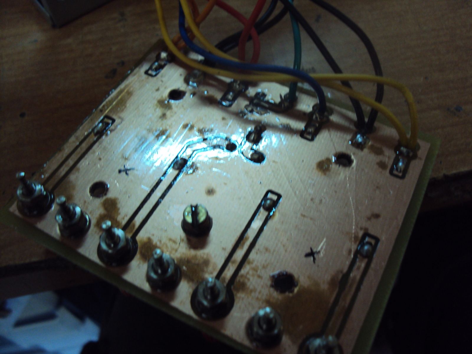 Essential Benchtop Lab SMPS From a Computer SMPS : 6 Steps - Instructables