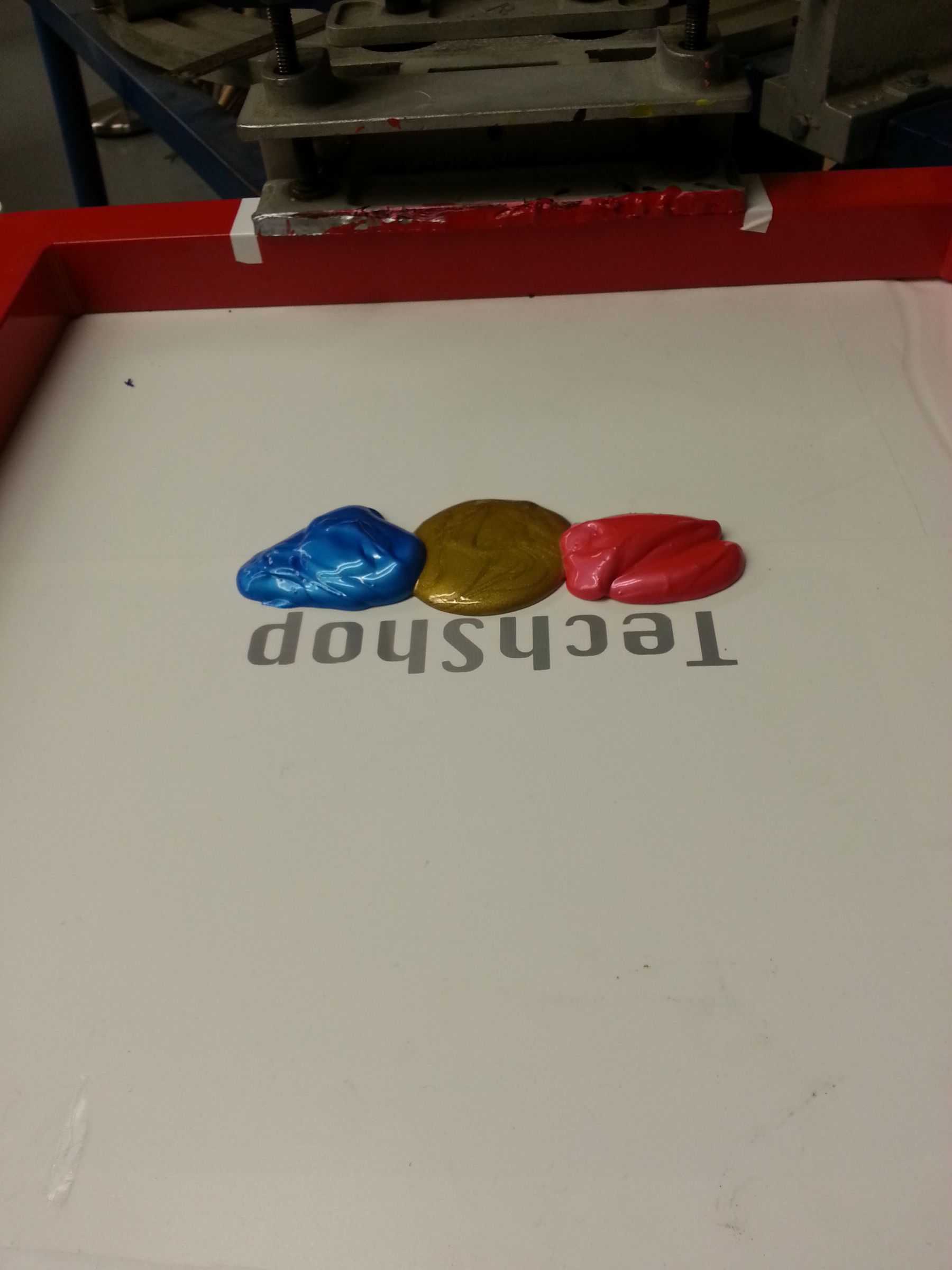 How to Make a Blended Multi-color Silkscreen Design! Made at TechShop ...