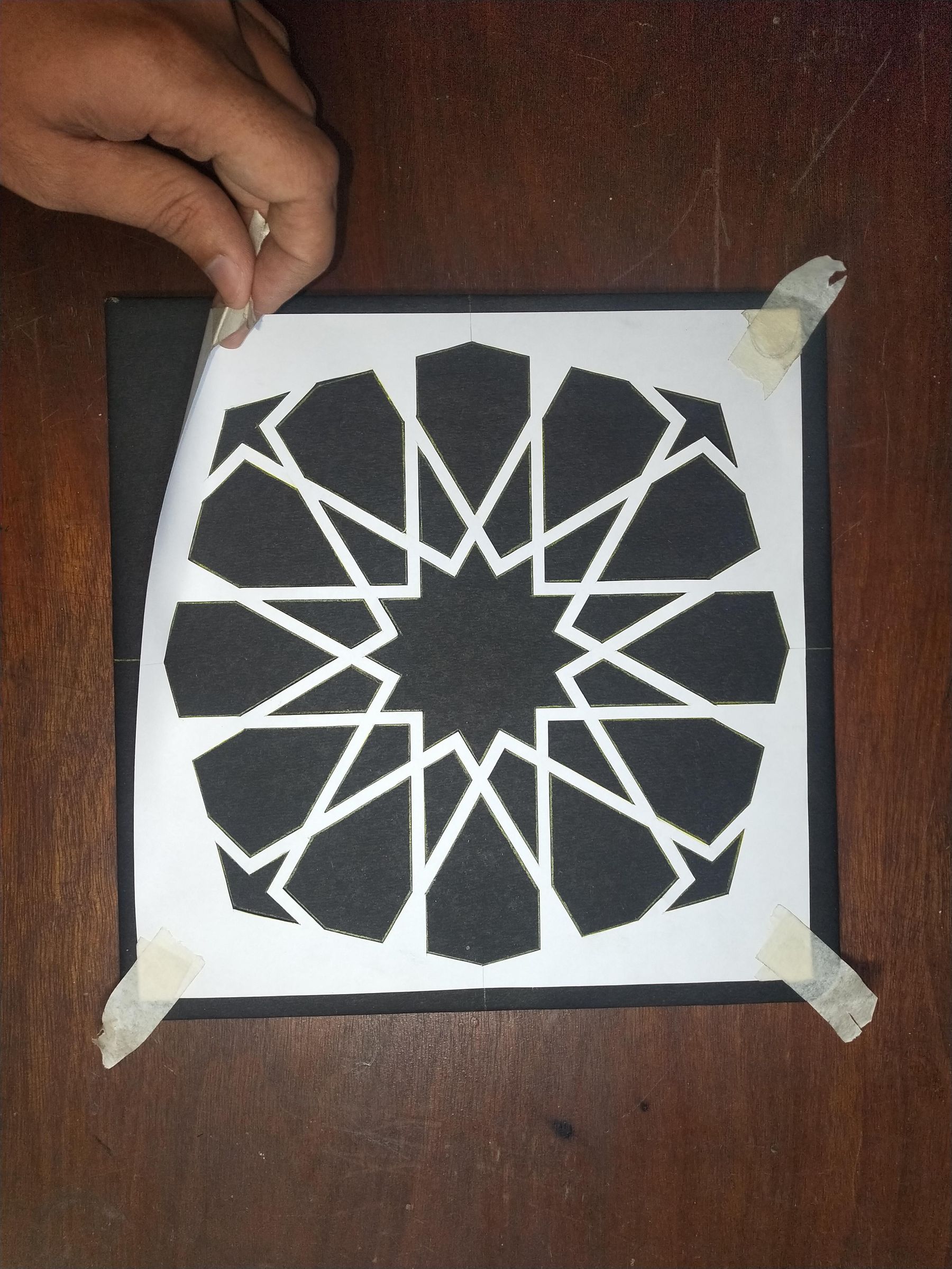 Painting a Geometrical 12 Fold Rosette : 13 Steps - Instructables