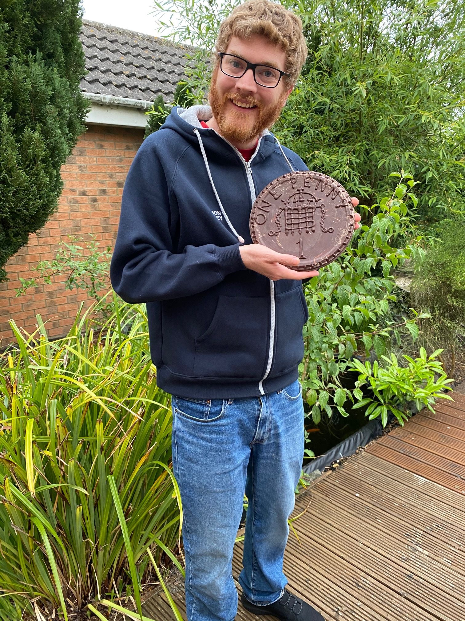 Giant Chocolate Coin : 4 Steps (with Pictures) - Instructables