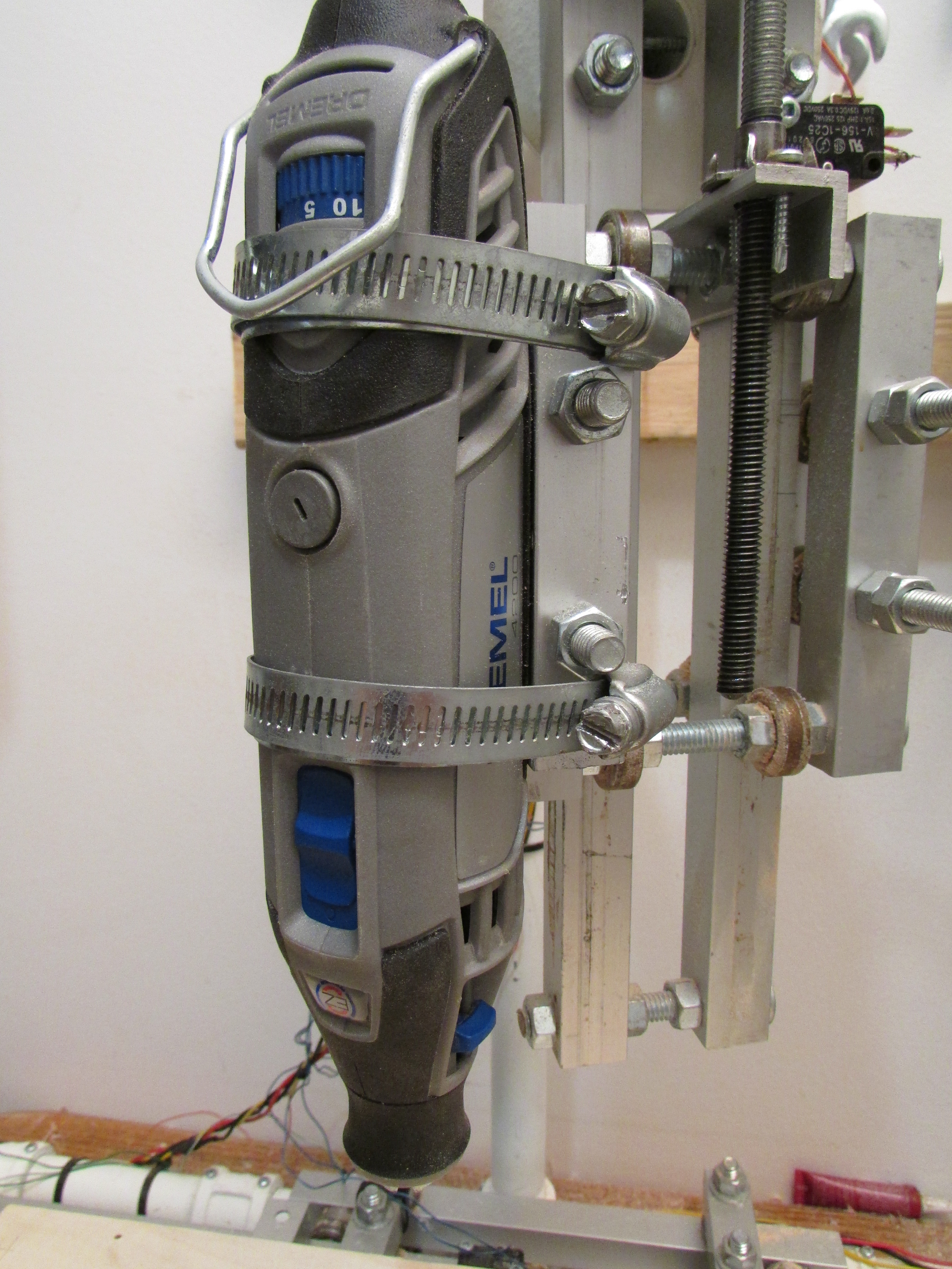 DIY Aluminum 3-AXIS CNC Router : 16 Steps (with Pictures) - Instructables