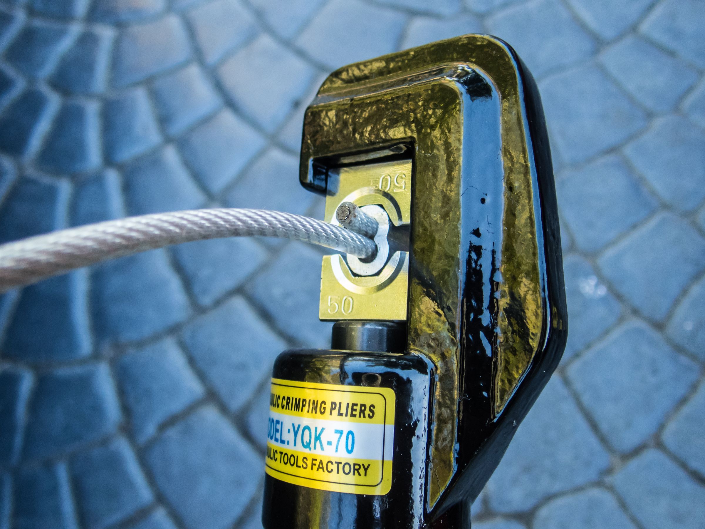 Anti-Theft Moto & Bike Helmet Tether Lock : 15 Steps (with Pictures ...