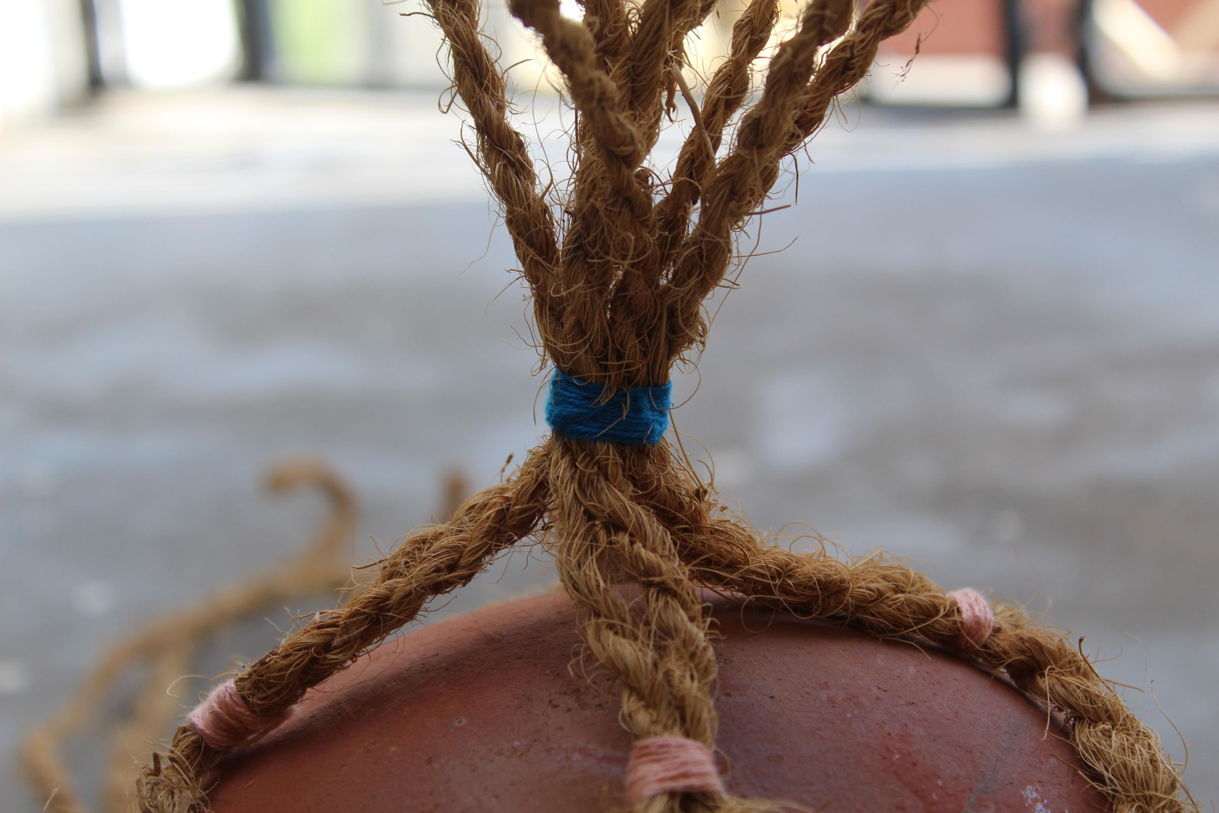 DIY Jute Rope Plant Hanger : 6 Steps (with Pictures) - Instructables