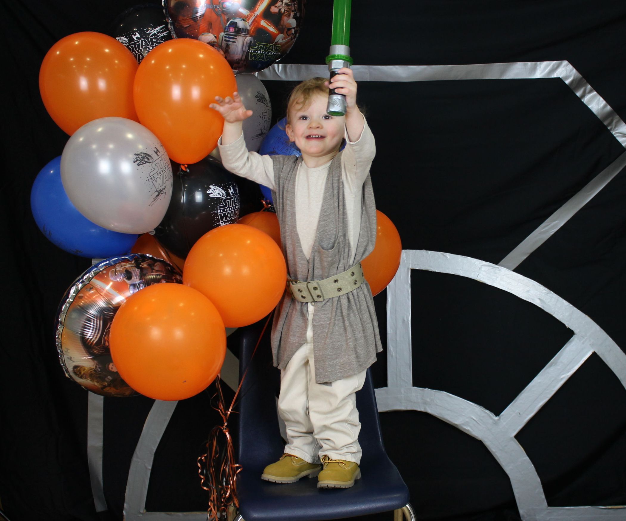 Super Quick Last Minute Toddler Jedi Costume : 3 Steps (with Pictures ...