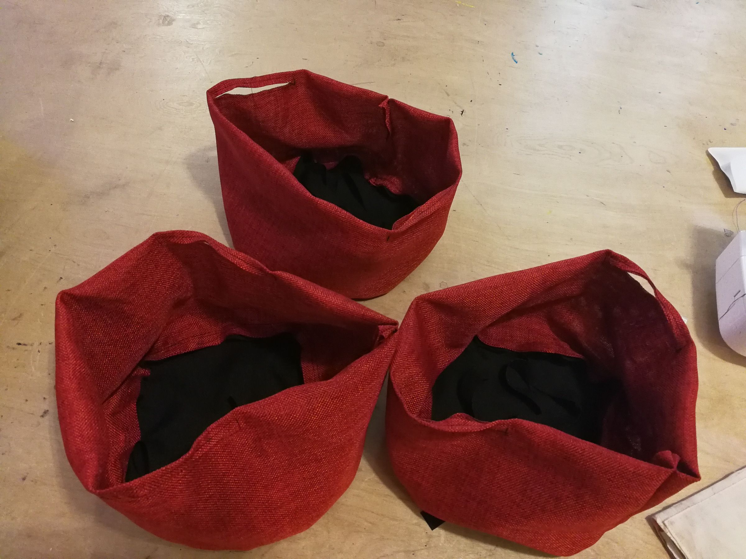 Self Watering, Root Pruning Cloth Pot! : 8 Steps (with Pictures ...