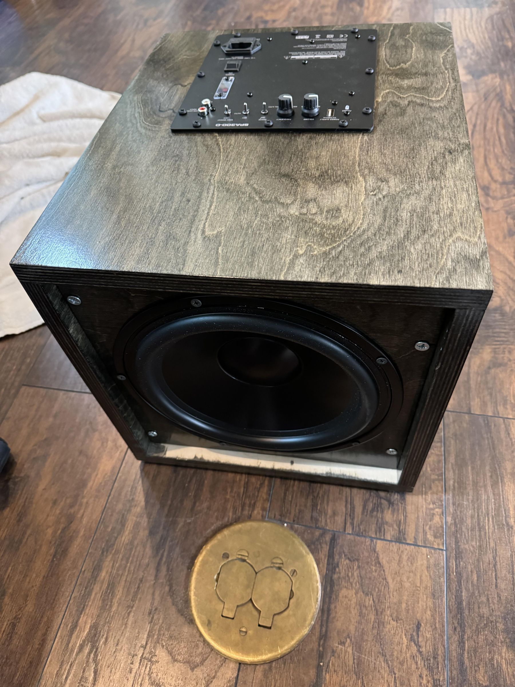 Sound Sleuth 7.1.4 Mixing Rig : 10 Steps (with Pictures) - Instructables