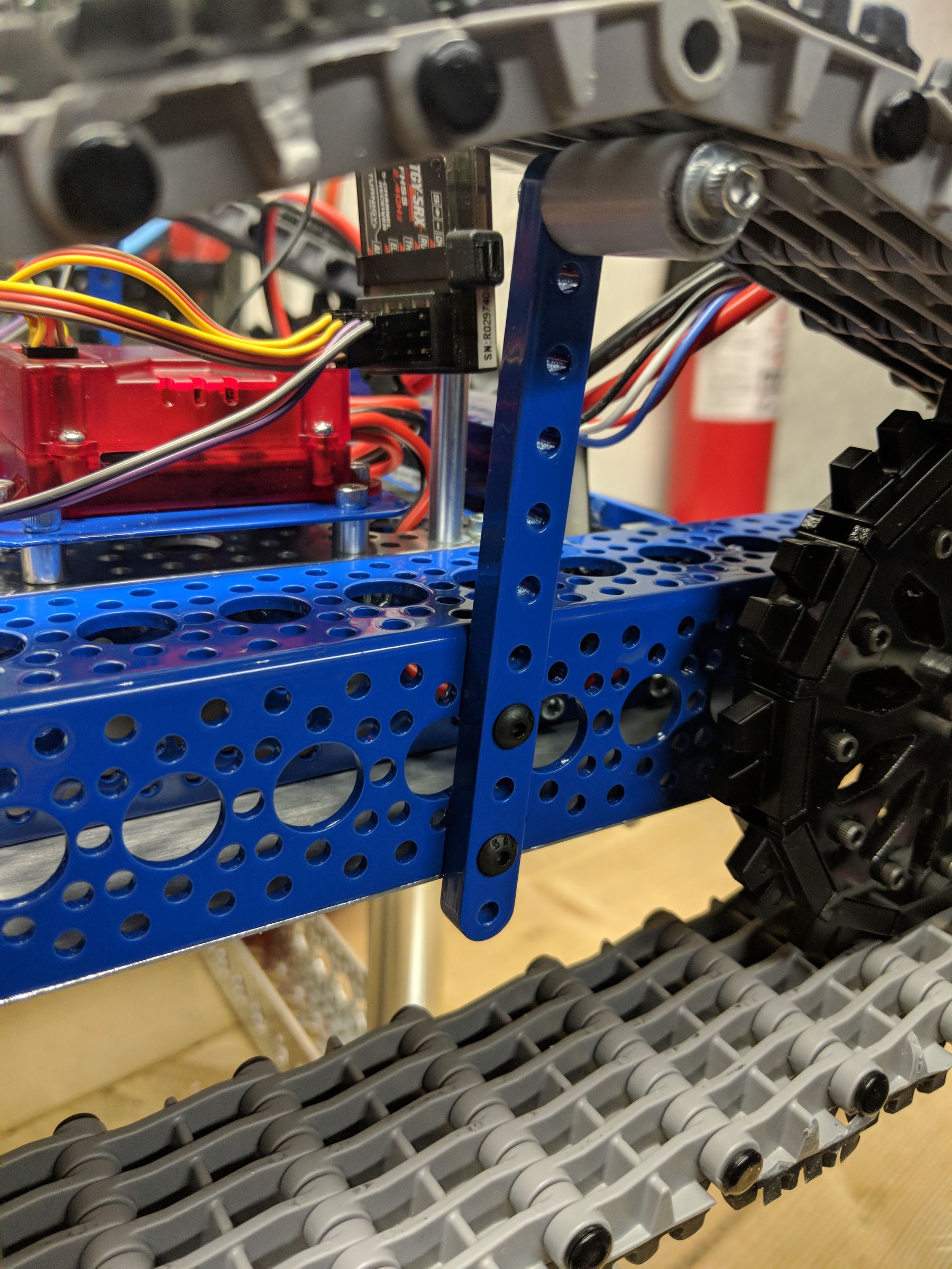 Trackbot Mk V : 8 Steps (with Pictures) - Instructables