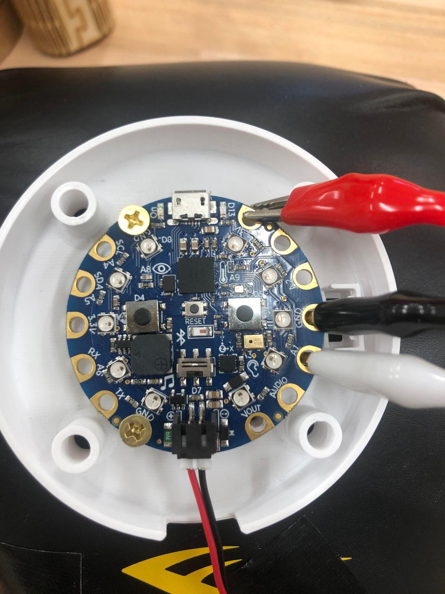 Reactive Boxing Gloves : 6 Steps - Instructables