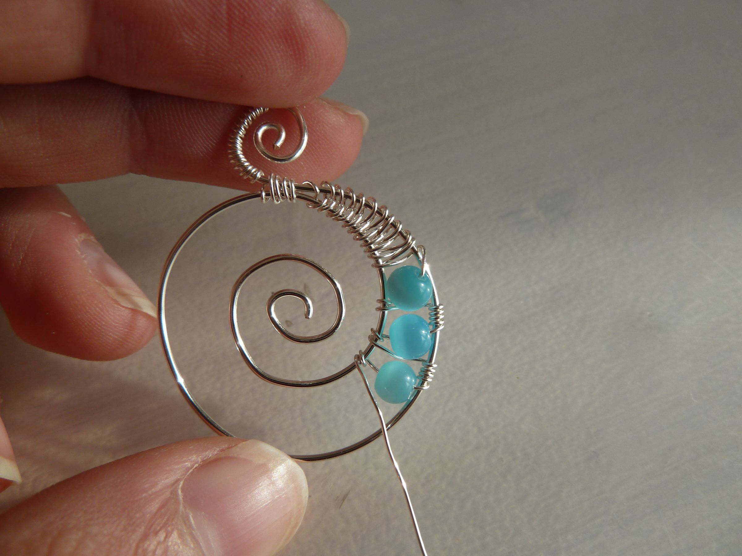 Swirled Wire Beaded Pendant : 18 Steps (with Pictures) - Instructables