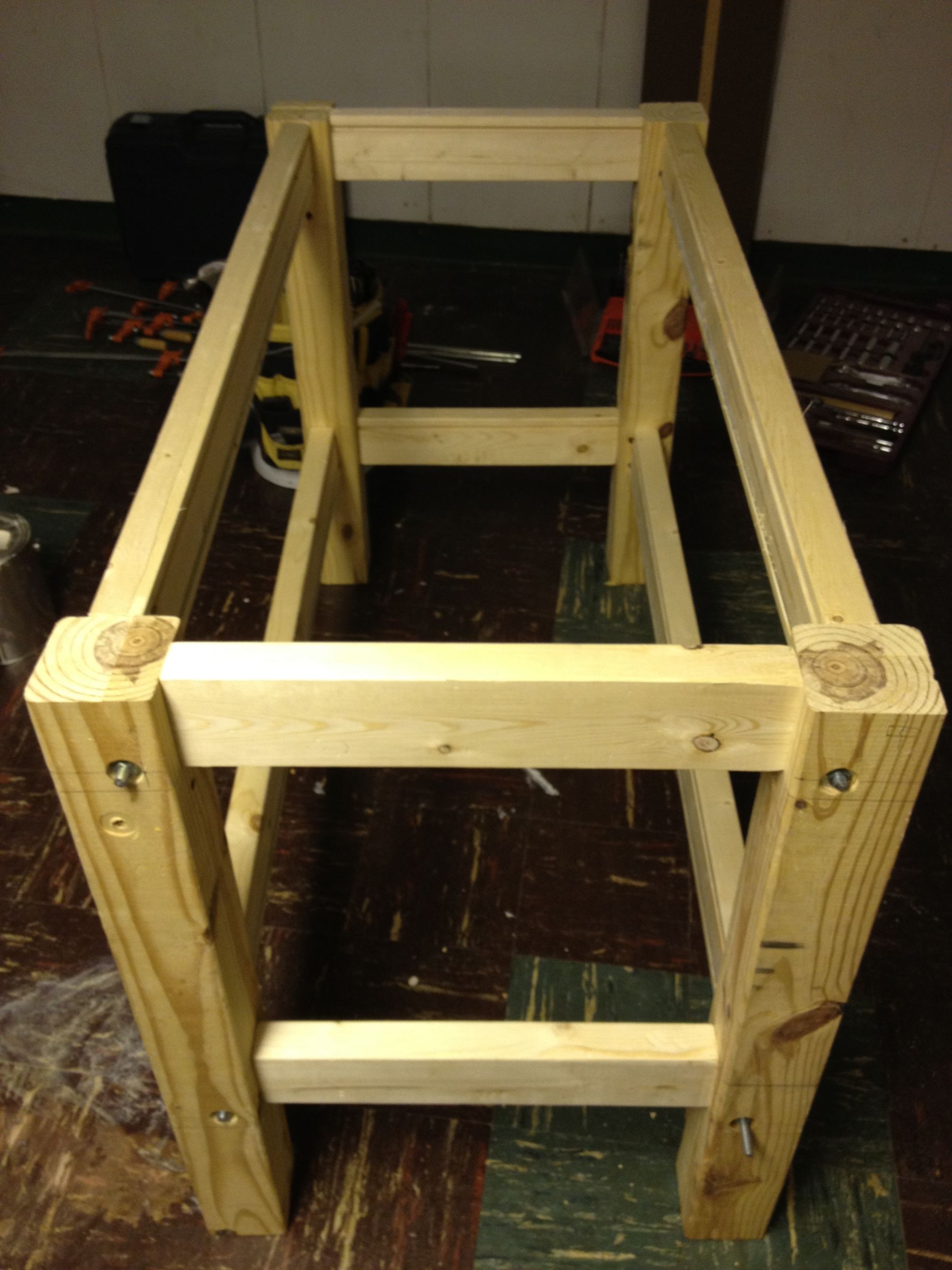 A New Workbench : 5 Steps (with Pictures) - Instructables