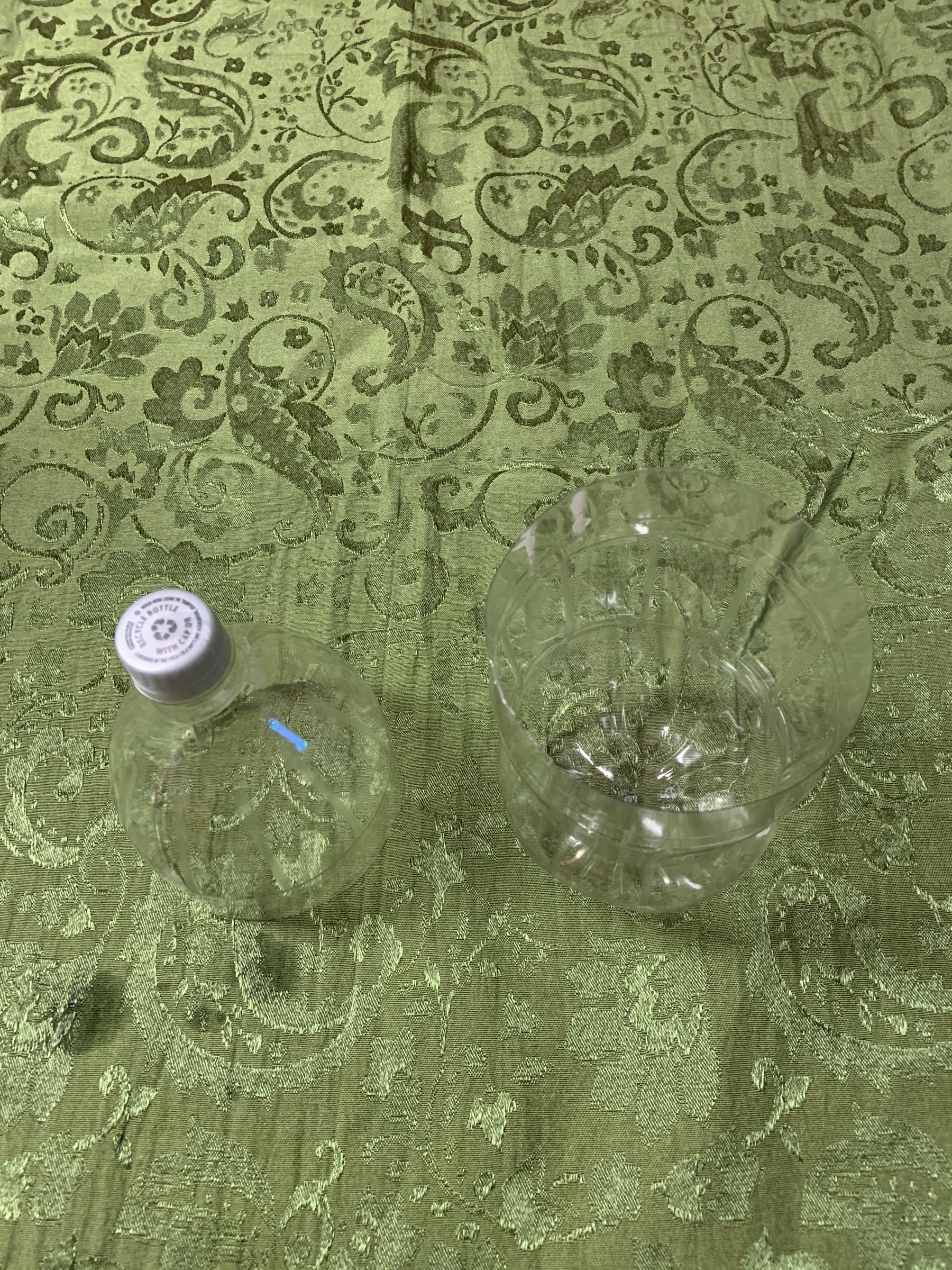 Small Easy Made Recycle Vase - Instructables