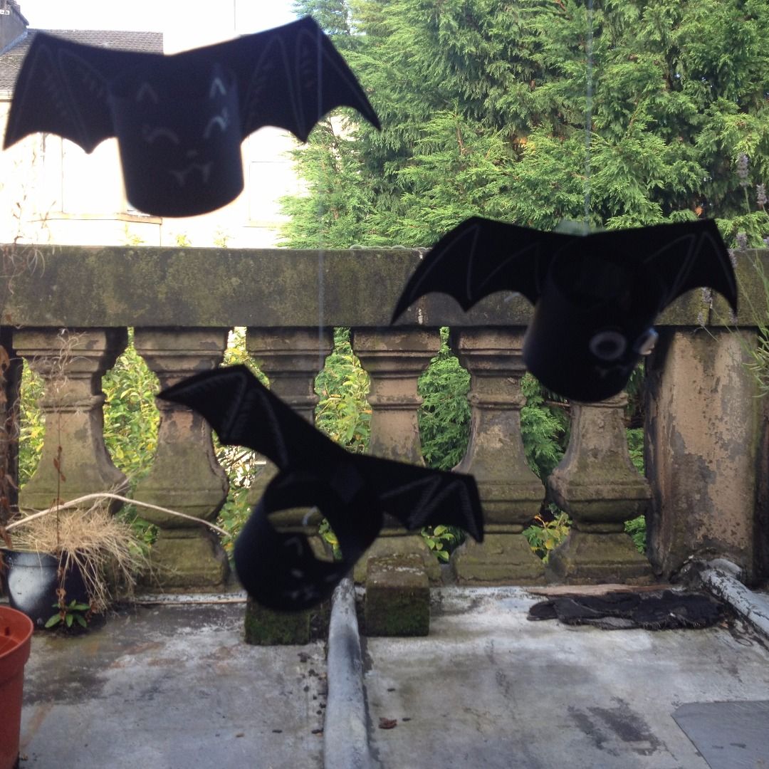 Quick and Easy Bat Decorations : 5 Steps (with Pictures) - Instructables