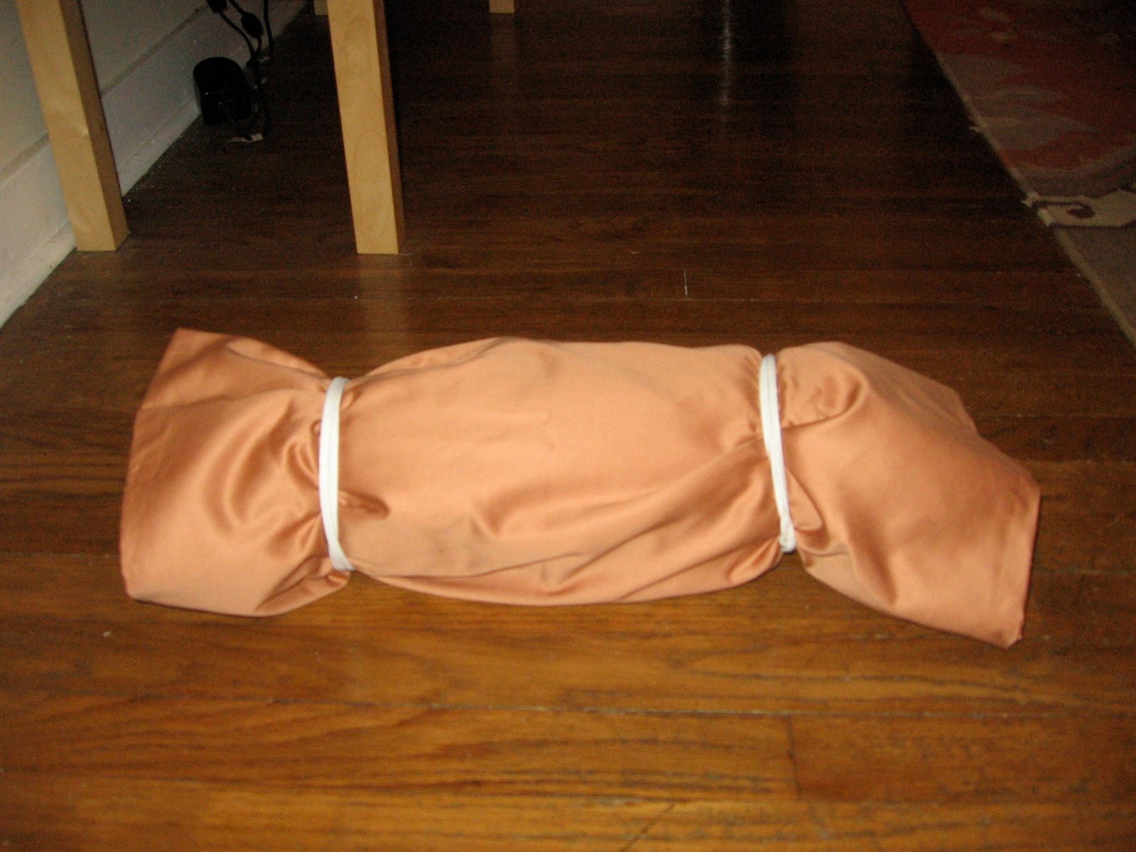 Make Your Own Lumbar Support Pillow - No Sew! : 6 Steps - Instructables
