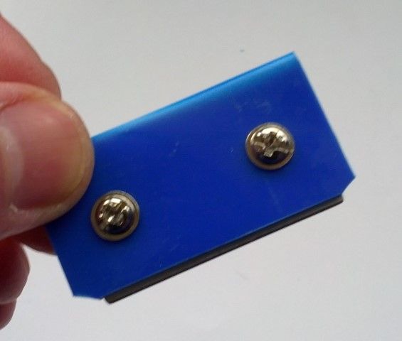 Razor Sharp Razor Blade Knife : 3 Steps - Instructables
