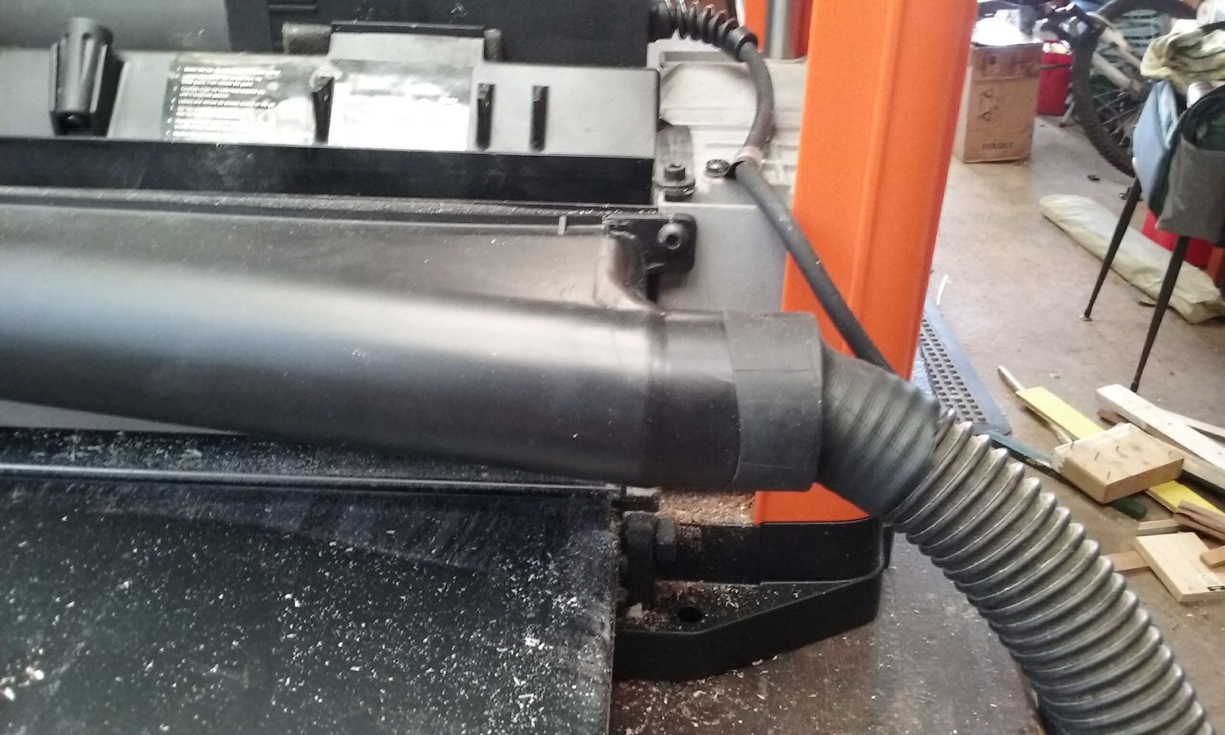'Free' Universal Dust Extractor Adaptor : 3 Steps (with Pictures ...