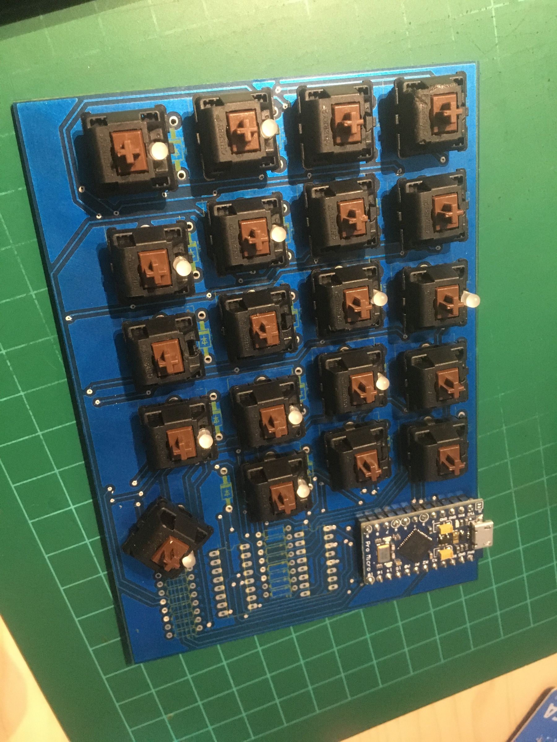 DIY Macropad : 11 Steps - Instructables