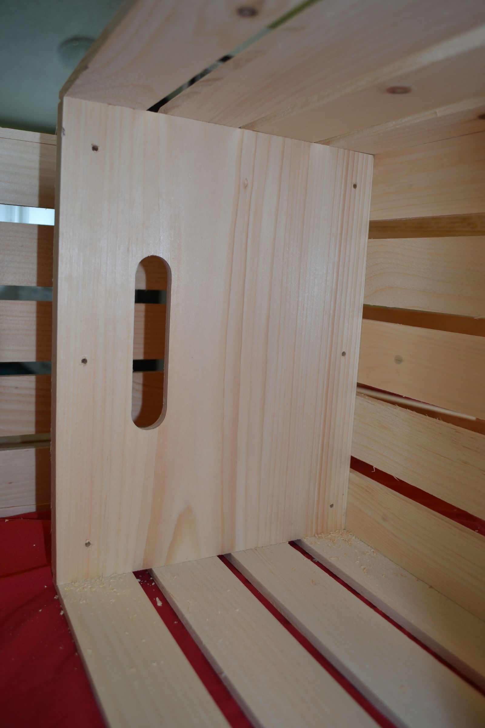 Apple Crate Coffee Table : 5 Steps (with Pictures) - Instructables