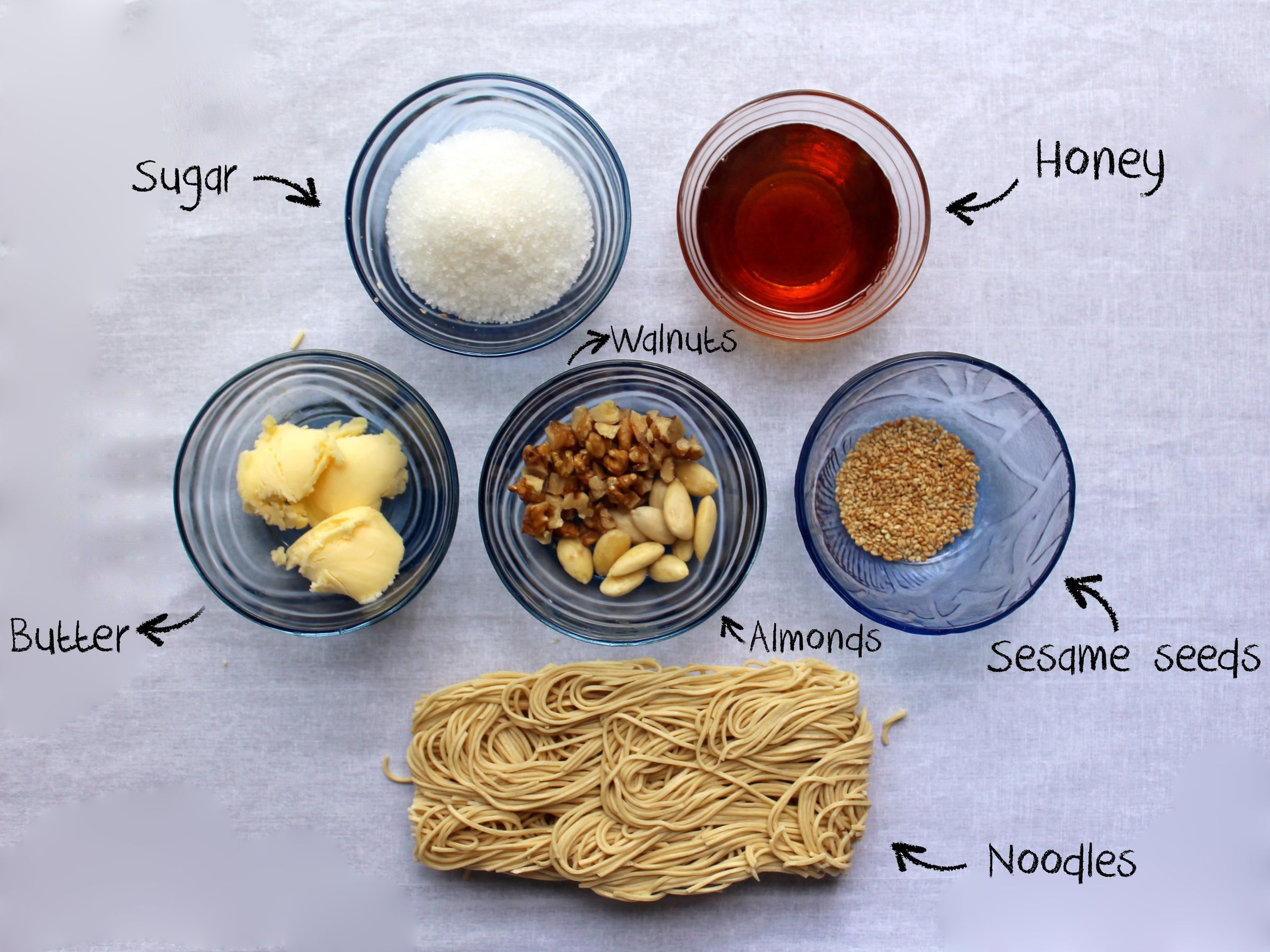 Honey Dessert Noodles (Crispy Asian Dessert) : 4 Steps (with Pictures ...