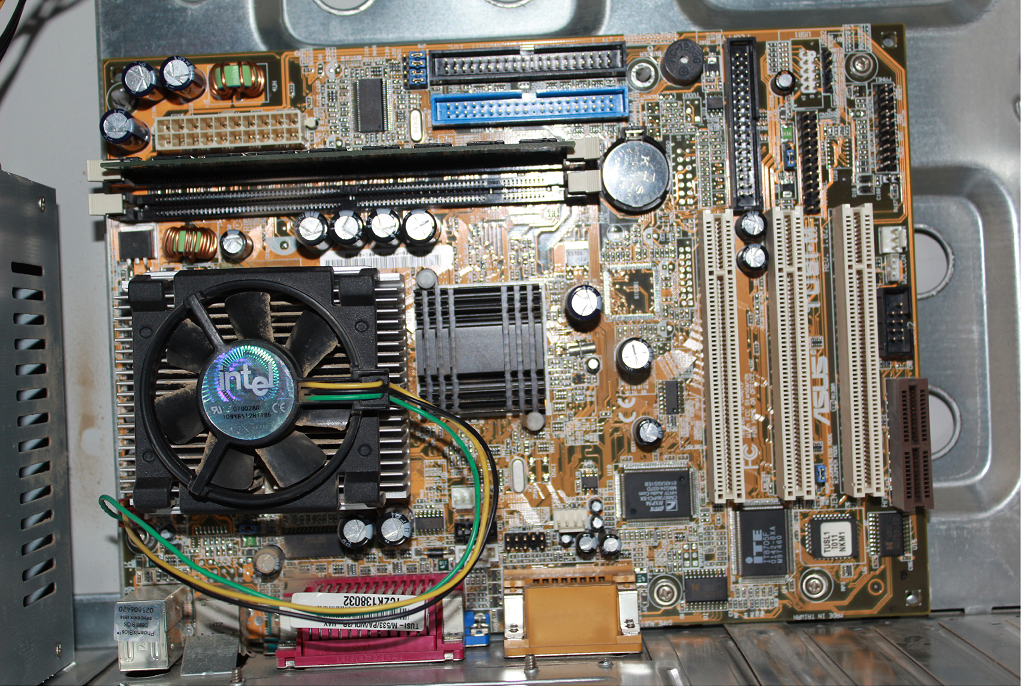 How to Install a Motherboard : 4 Steps - Instructables