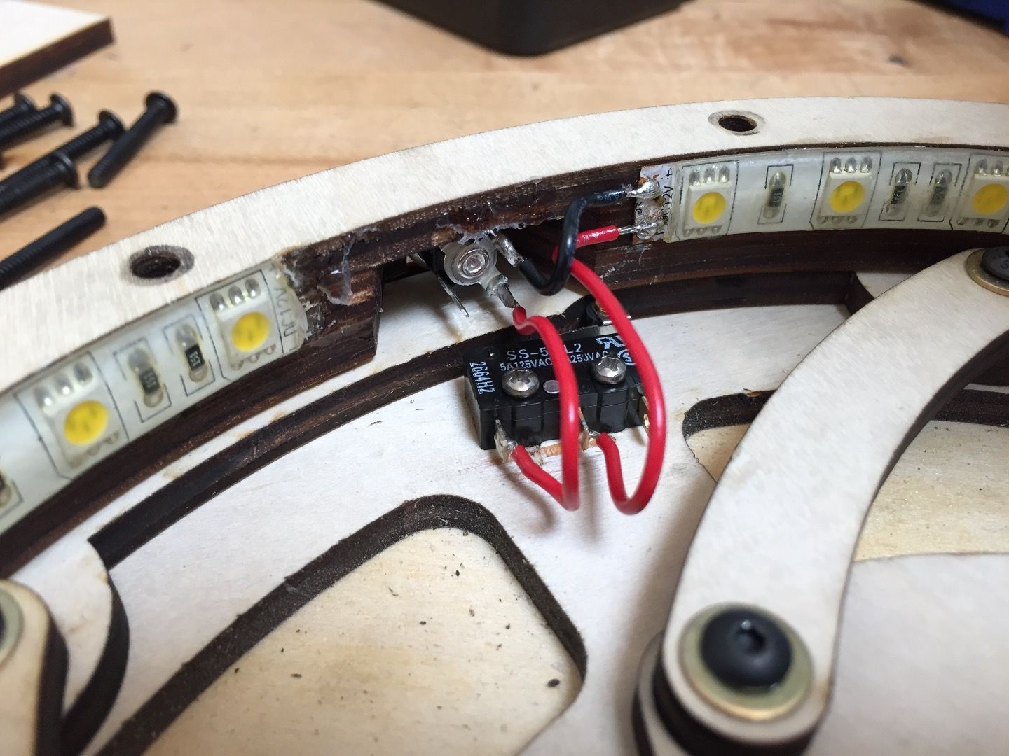 Iris Lamp : 5 Steps (with Pictures) - Instructables