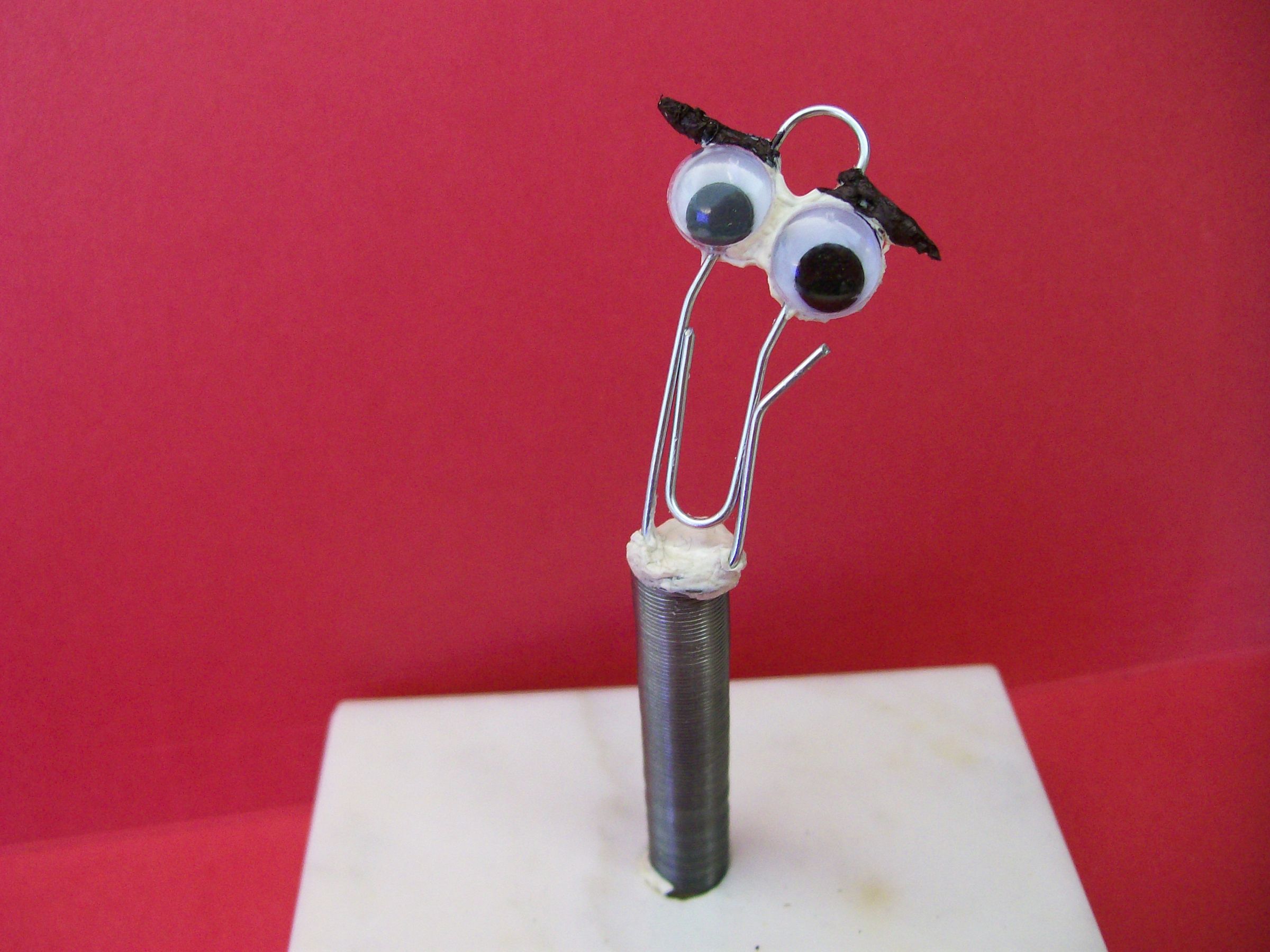 Clippy Bobble : 4 Steps (with Pictures) - Instructables