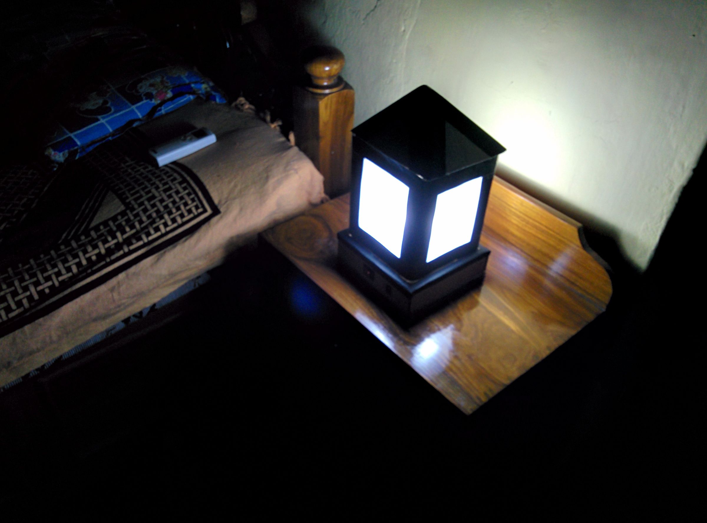 CARDBOARD SOLAR LAMP : 8 Steps (with Pictures) - Instructables