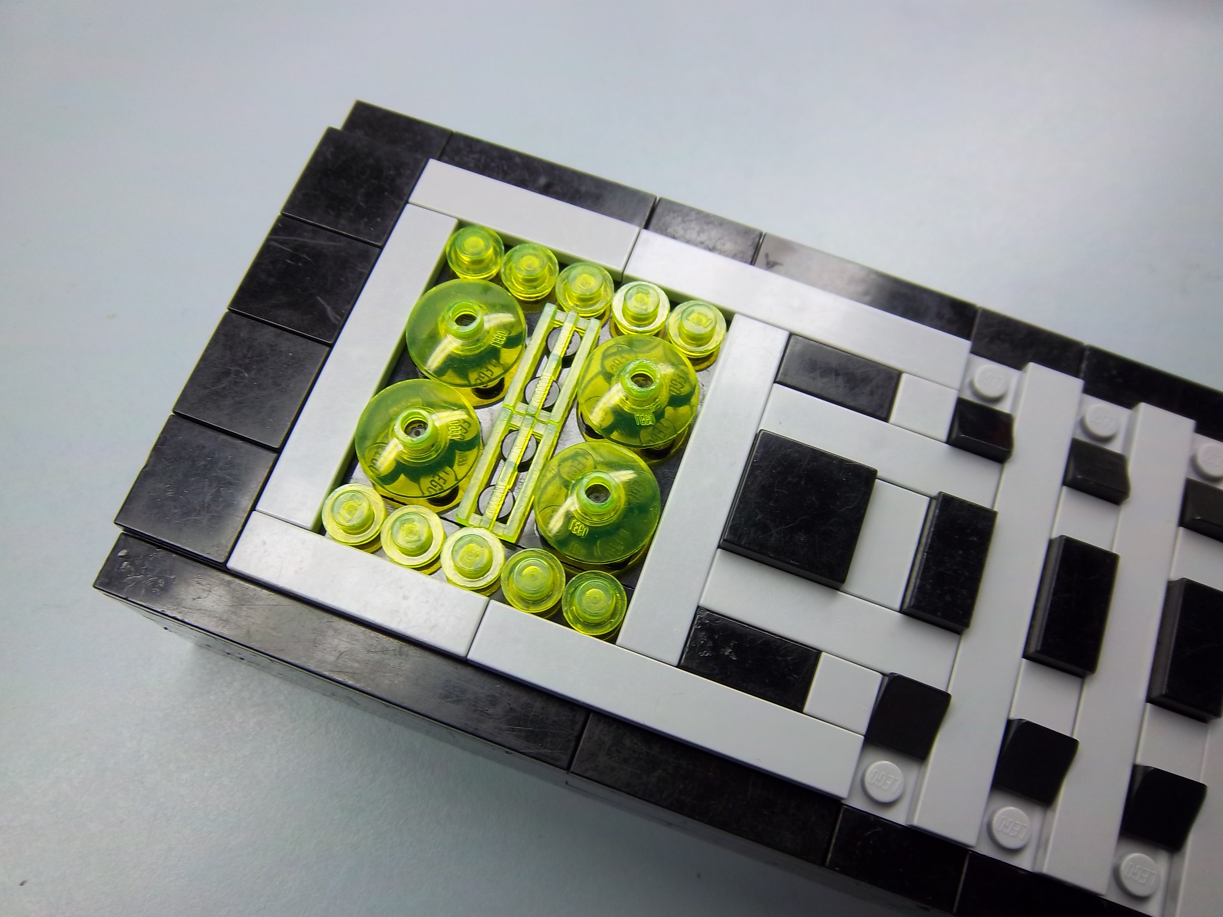 LEGO Mw3 UAV Radio (how To) : 3 Steps (with Pictures) - Instructables