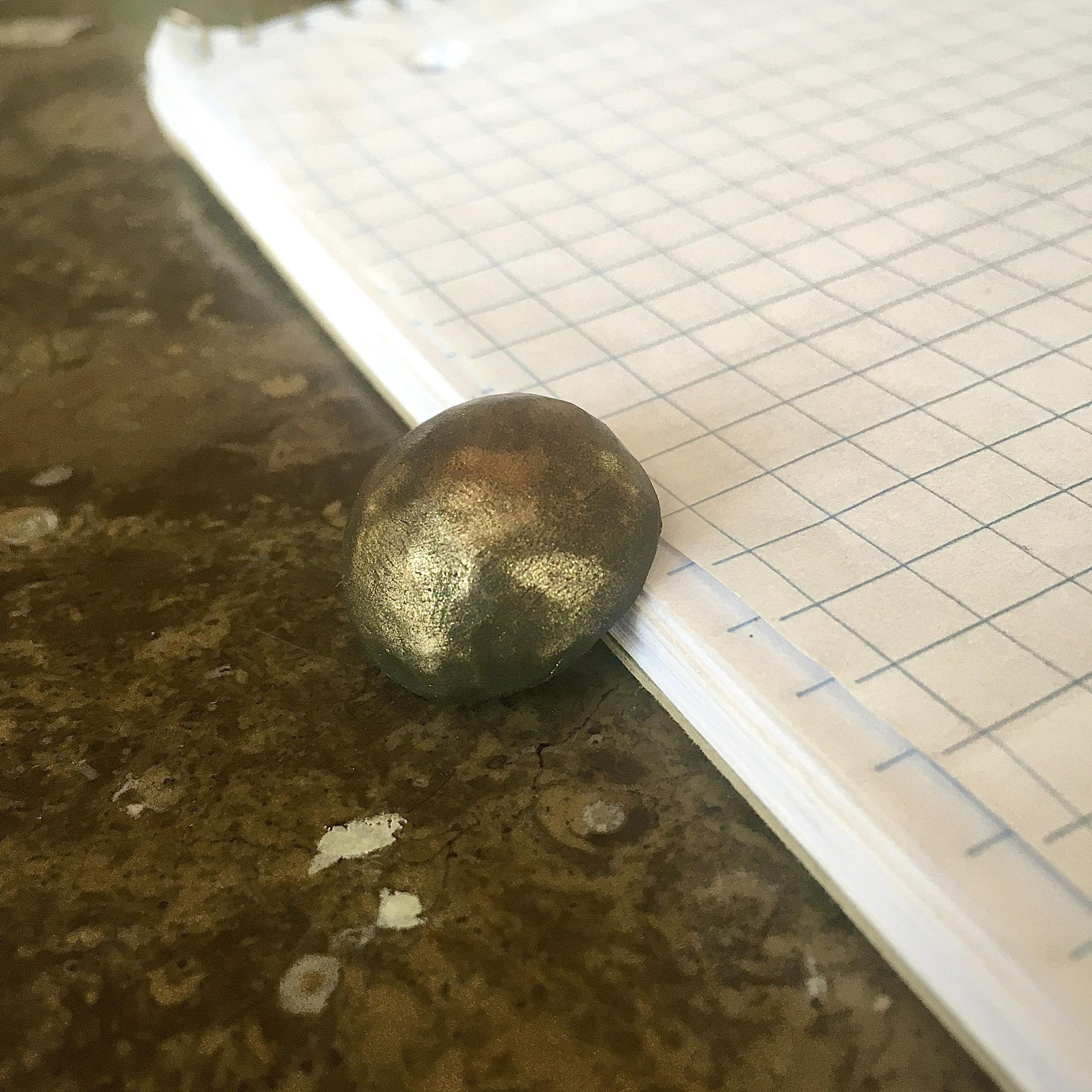 DIY Miniature Cauldron With a Spooky Potion That Glows : 9 Steps (with ...