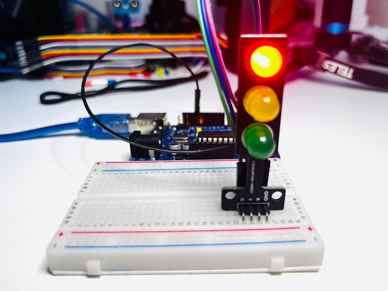 Traffic Light Control Using Arduino : 5 Steps - Instructables