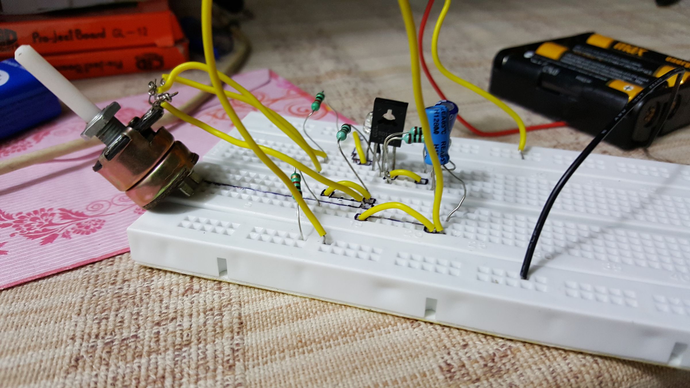 TRANSMIT DATA THROUGH LIGHT !!! : 4 Steps (with Pictures) - Instructables
