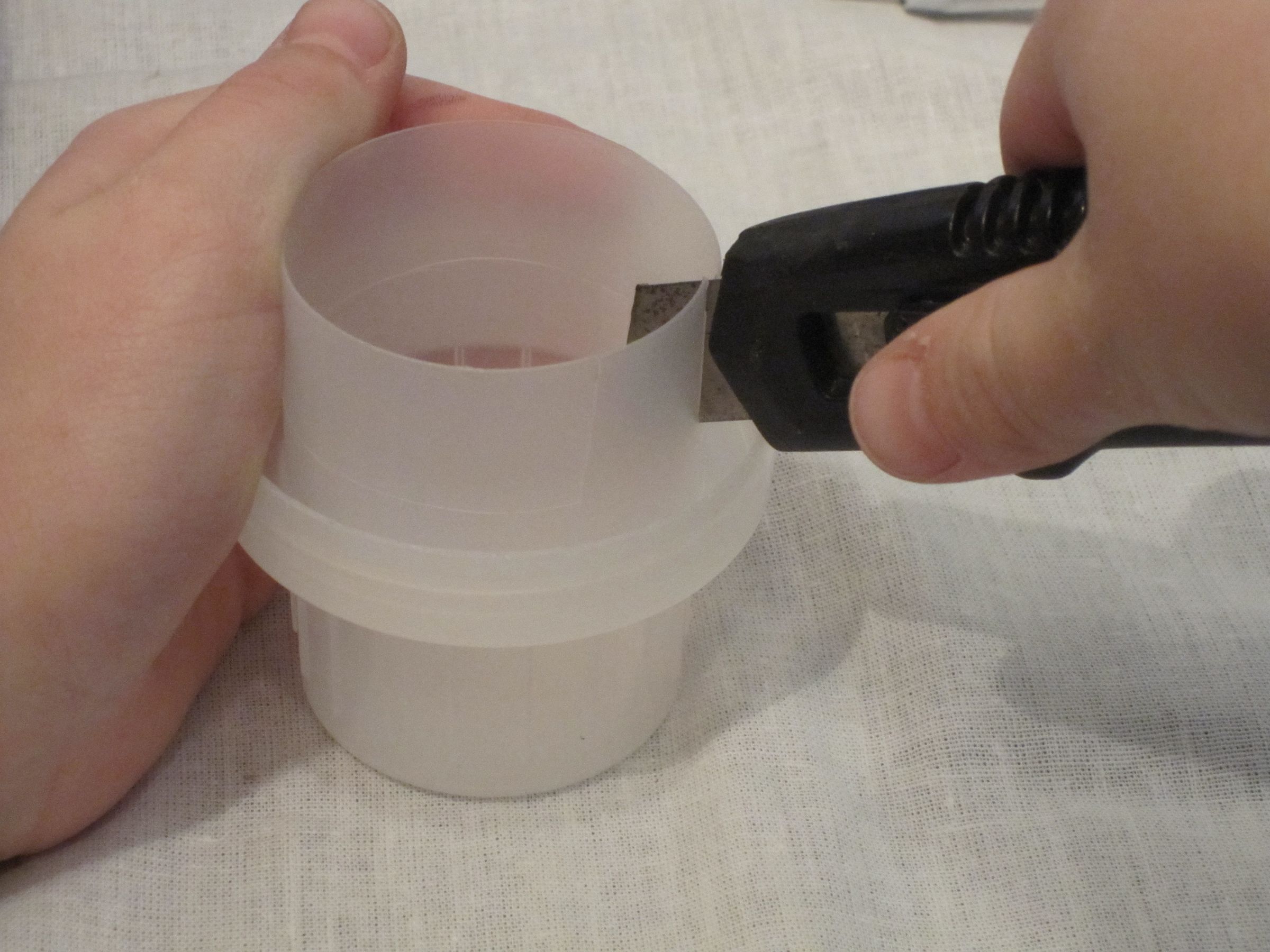 FROSTY'S TOP HAT ORNAMENT From a Recycled Laundry Cap : 4 Steps ...