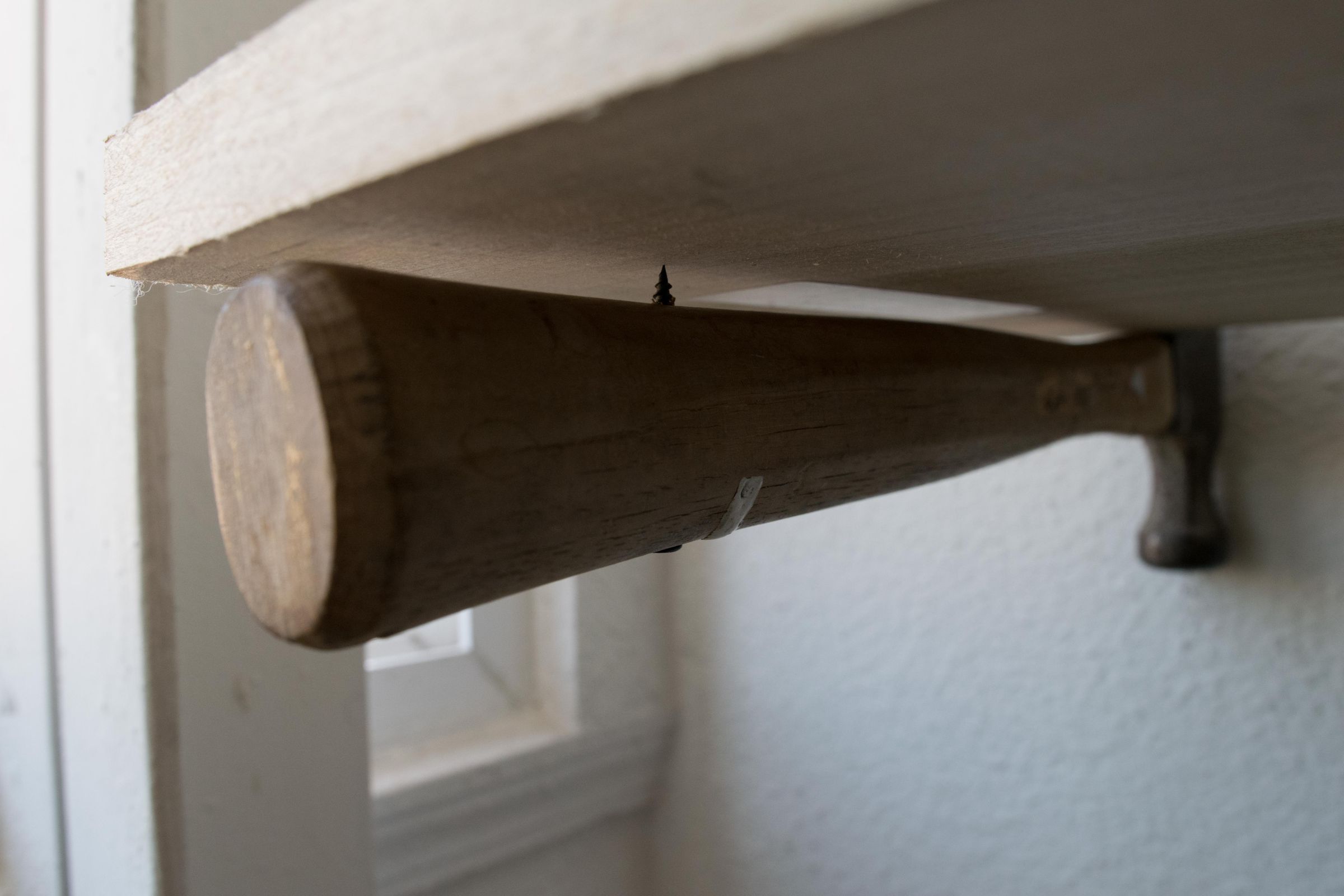 The Hammer Shelf : 12 Steps (with Pictures) - Instructables