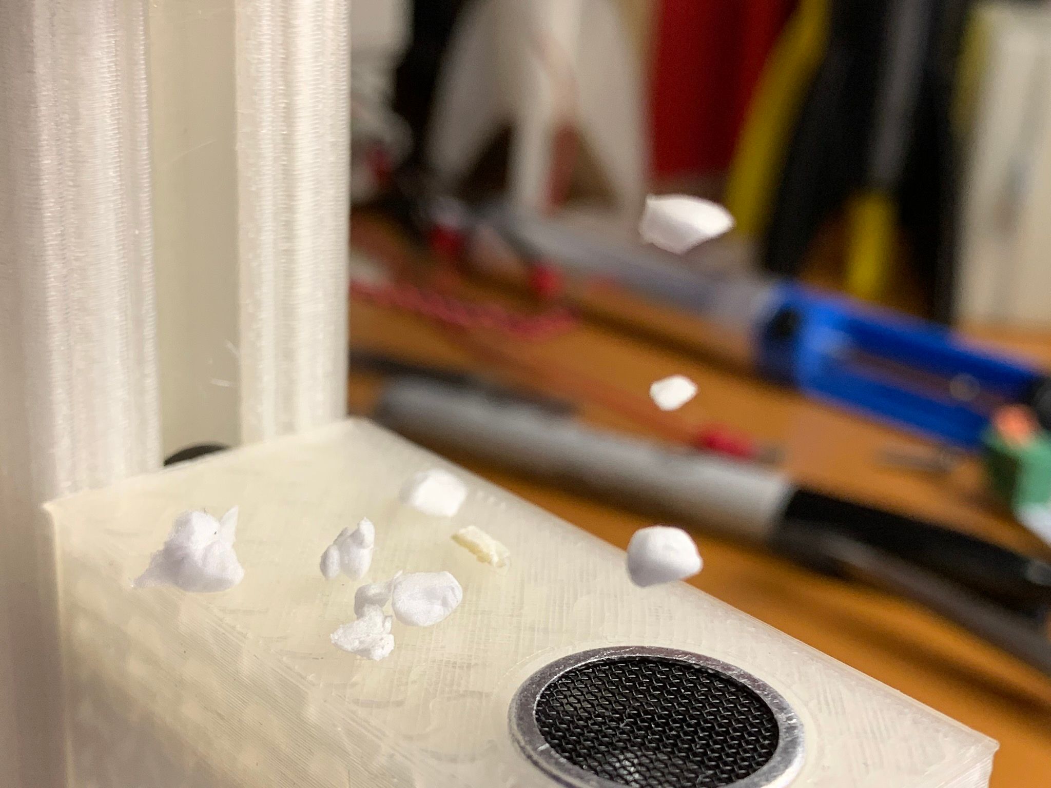 A Simple Stand for an Acoustic Levitator MiniLev : 12 Steps (with ...