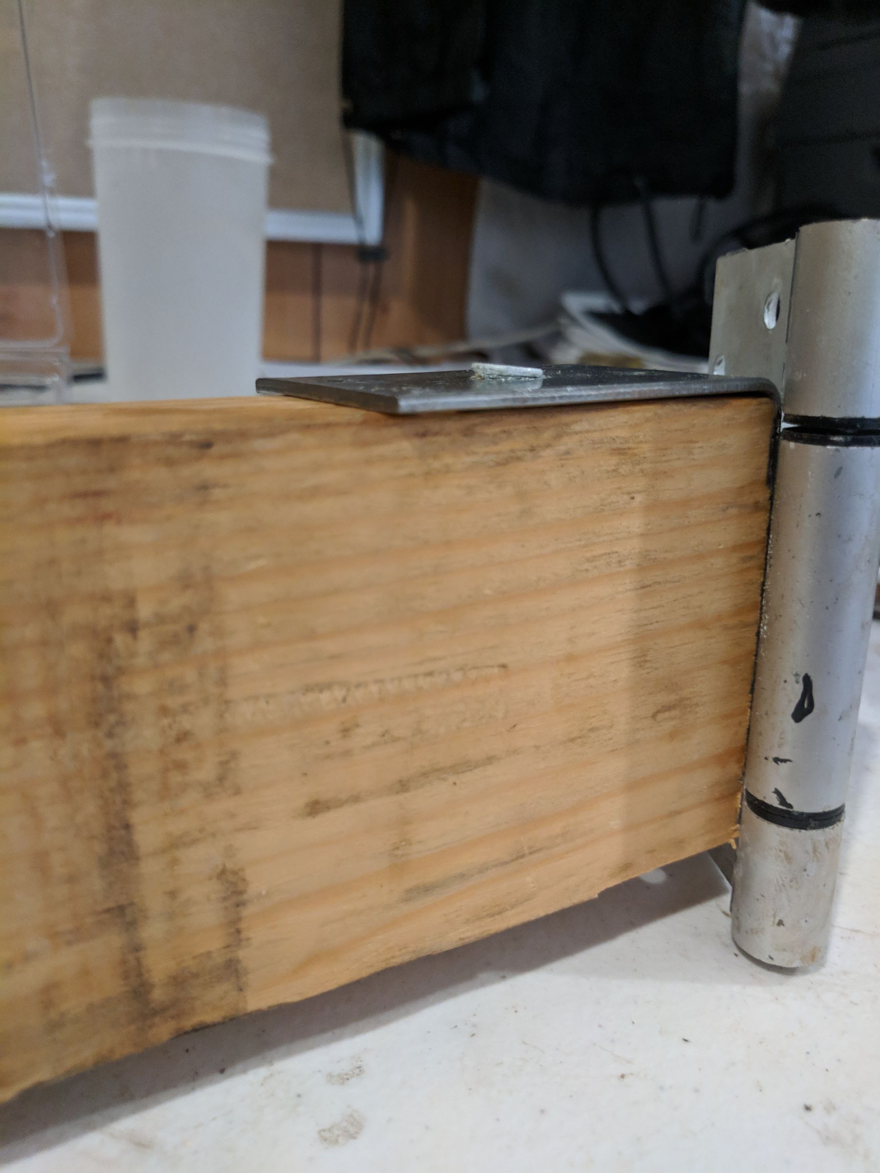 Build an Adjustable Triple Monitor Stand : 6 Steps - Instructables