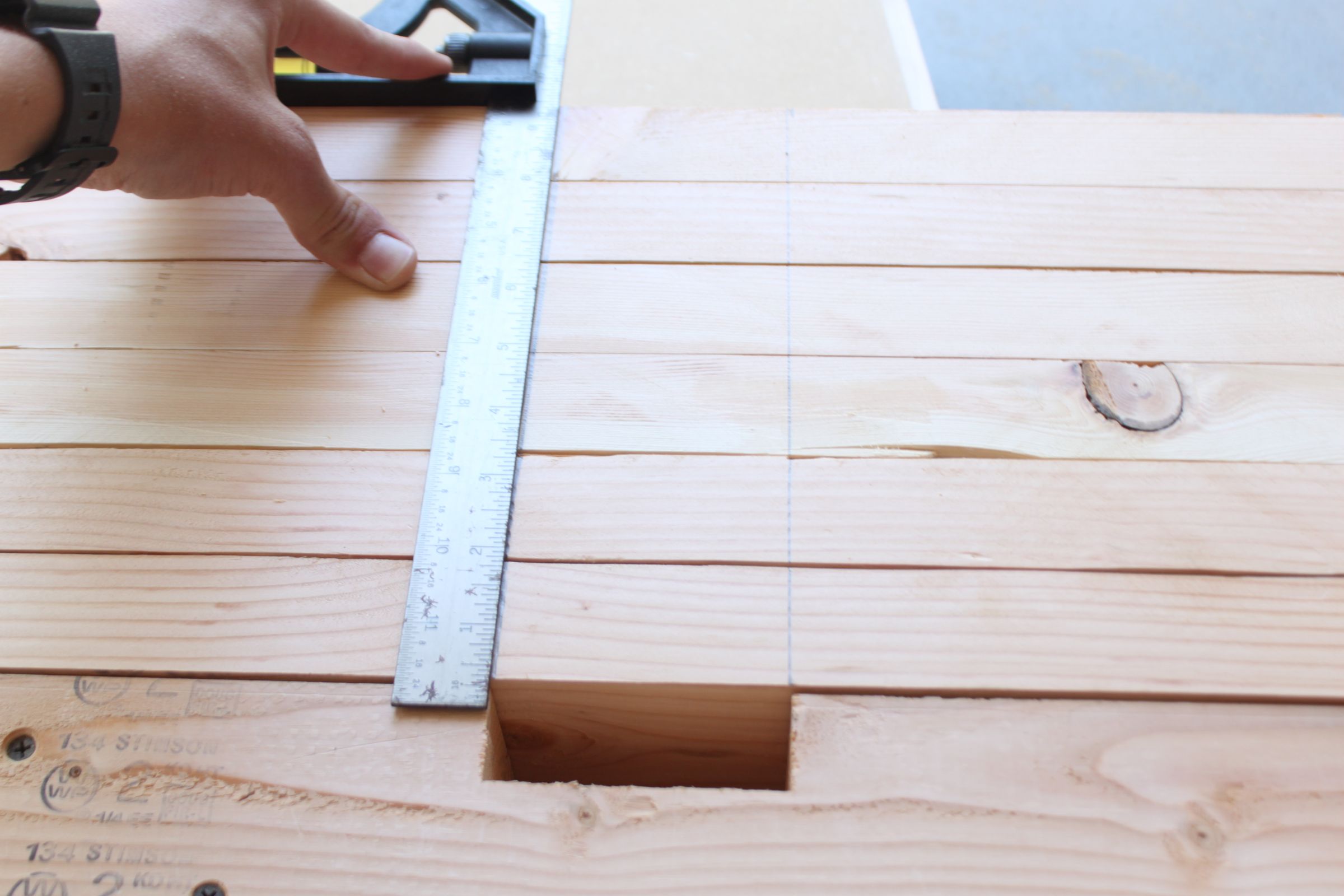 Collapsible Workbench : 11 Steps (with Pictures) - Instructables
