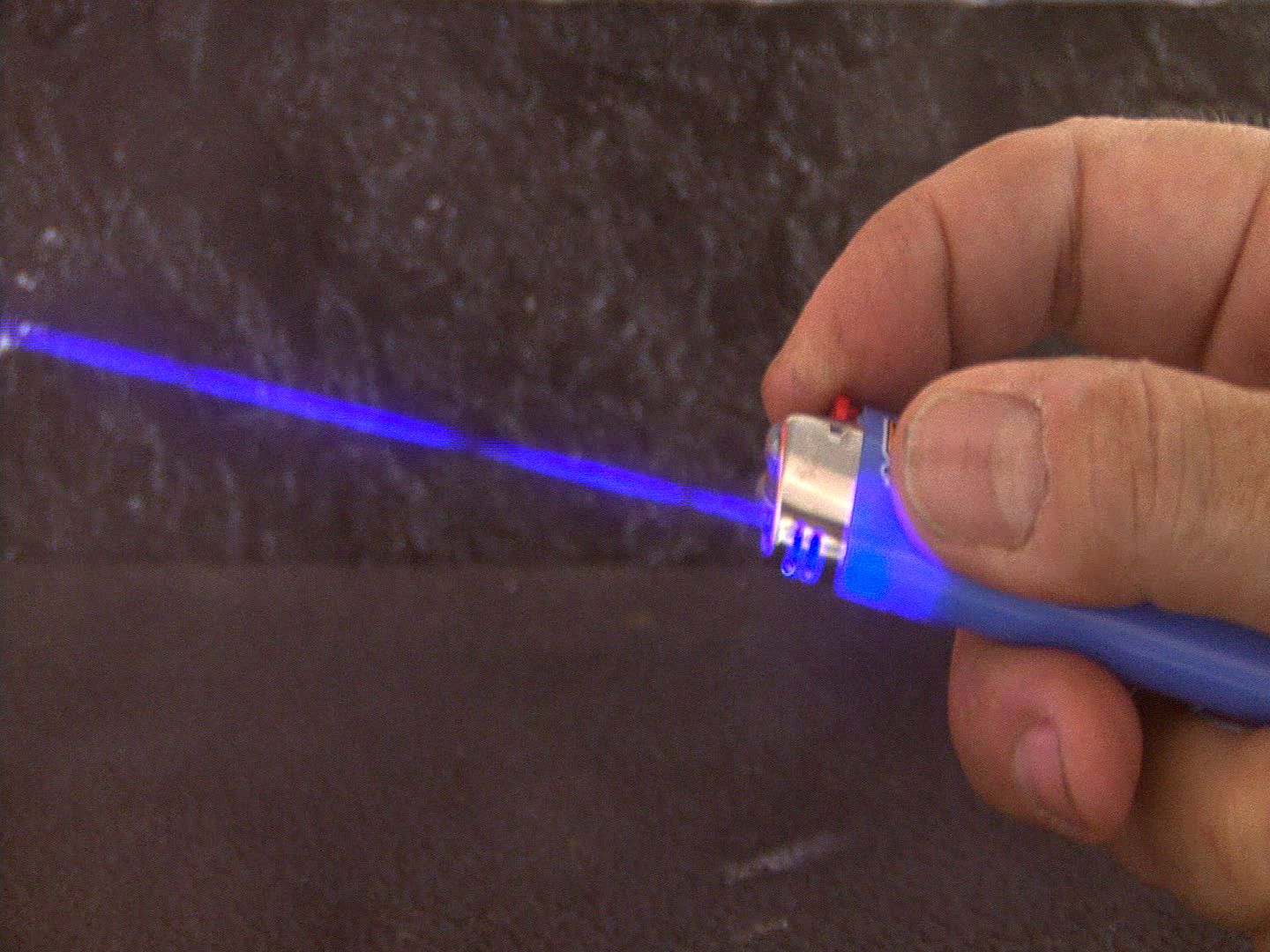 Cheapy Lighter Laser Burner : 8 Steps (with Pictures) - Instructables
