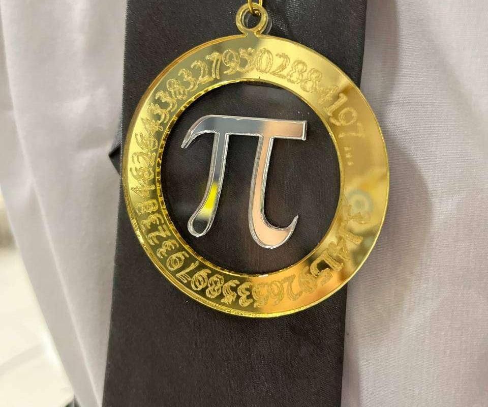 Pi Necklace : 5 Steps - Instructables