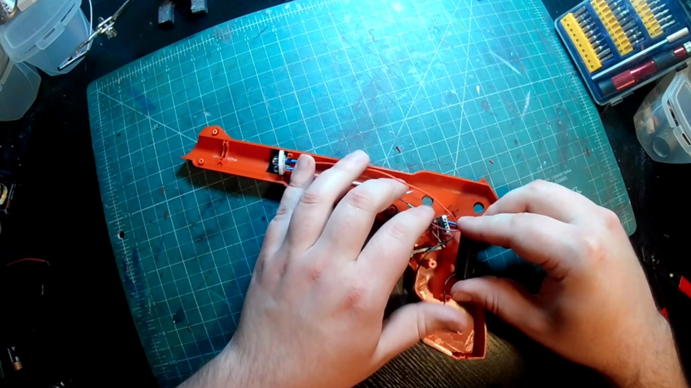 NES Zapper LED Mod : 4 Steps - Instructables