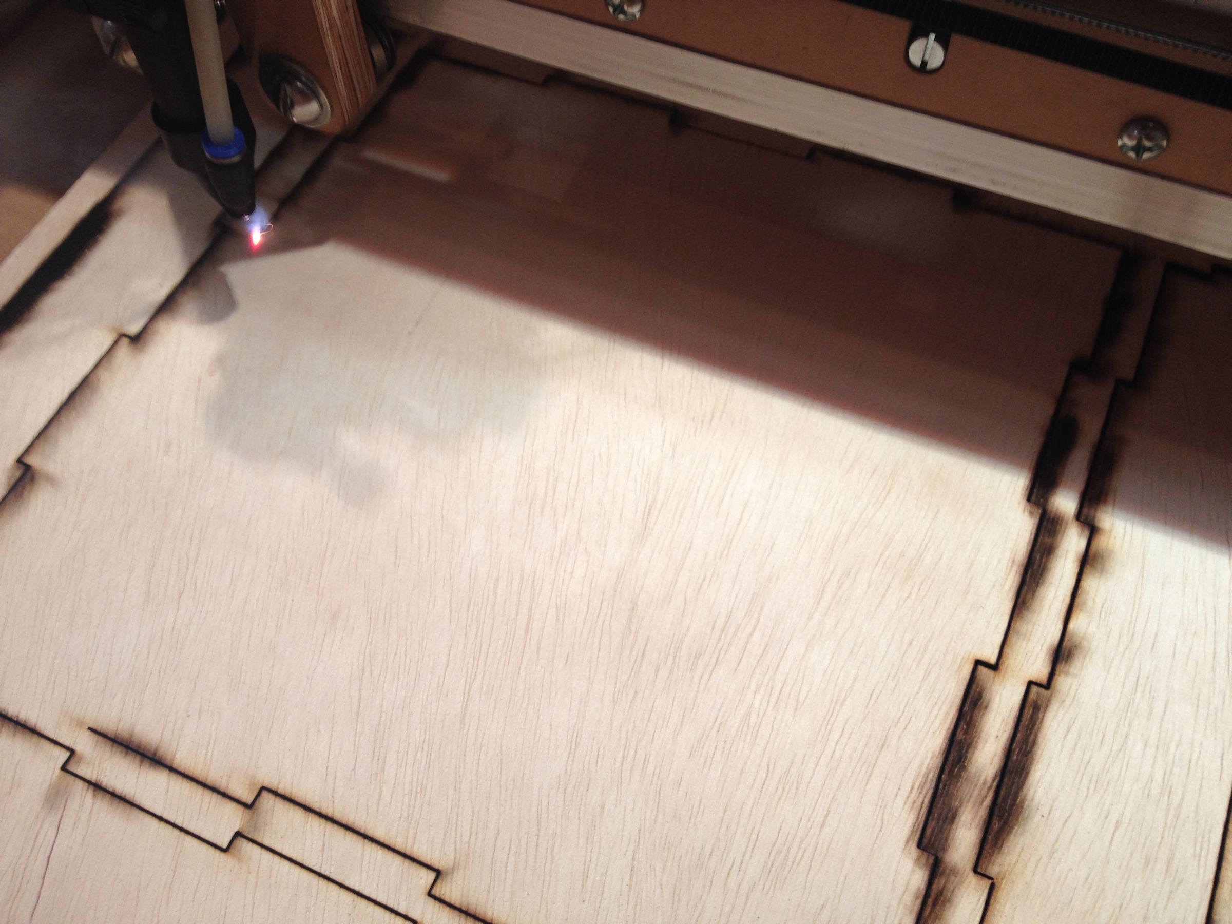 Laser Cut Lego Briefcase : 5 Steps (with Pictures) - Instructables