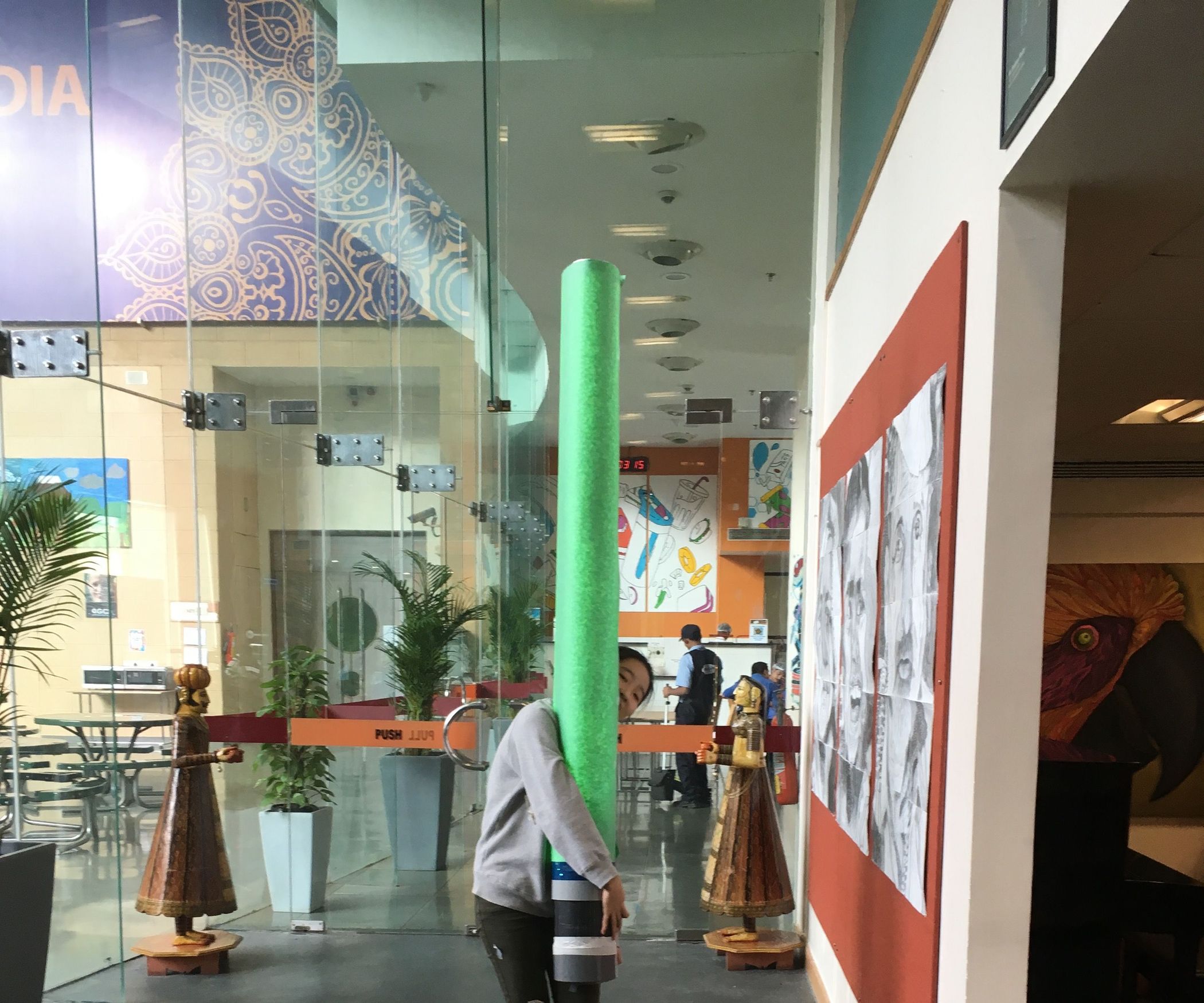 Excessively Large Lightsaber : 8 Steps (with Pictures) - Instructables