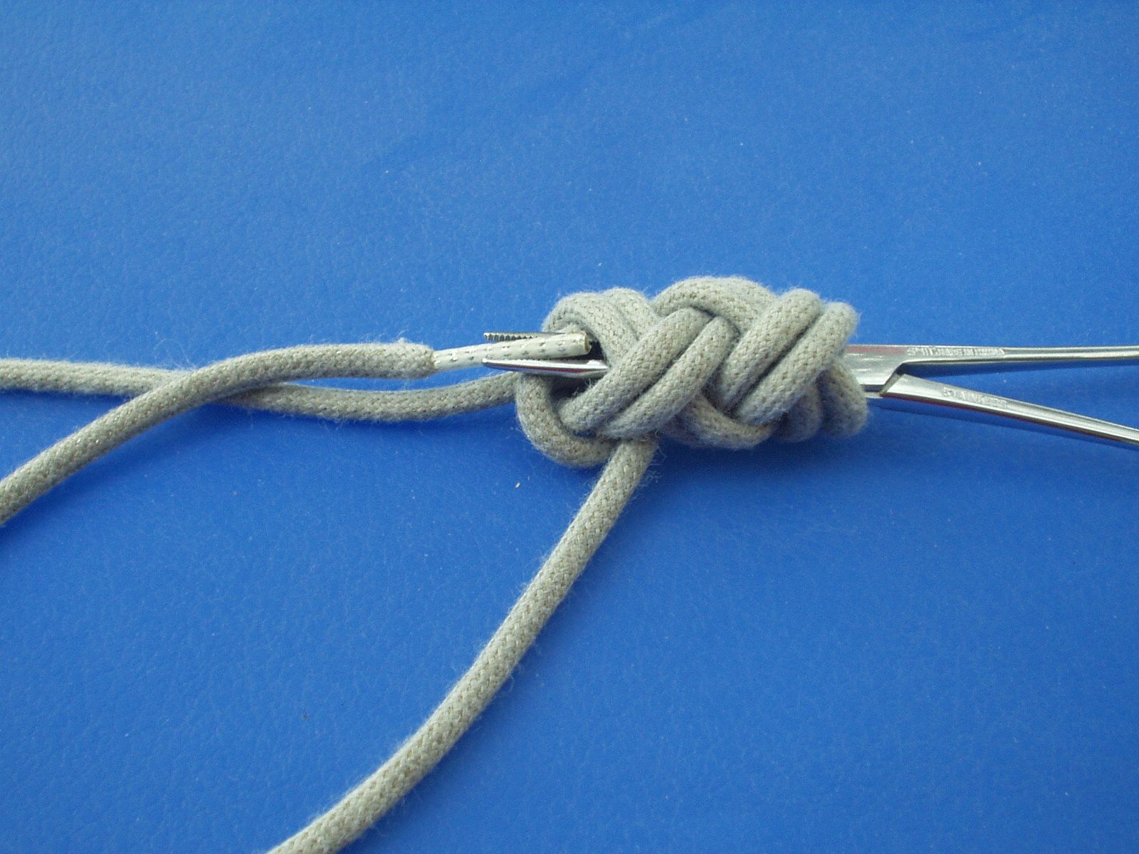 2 Bight Turk's Head Knot : 17 Steps - Instructables