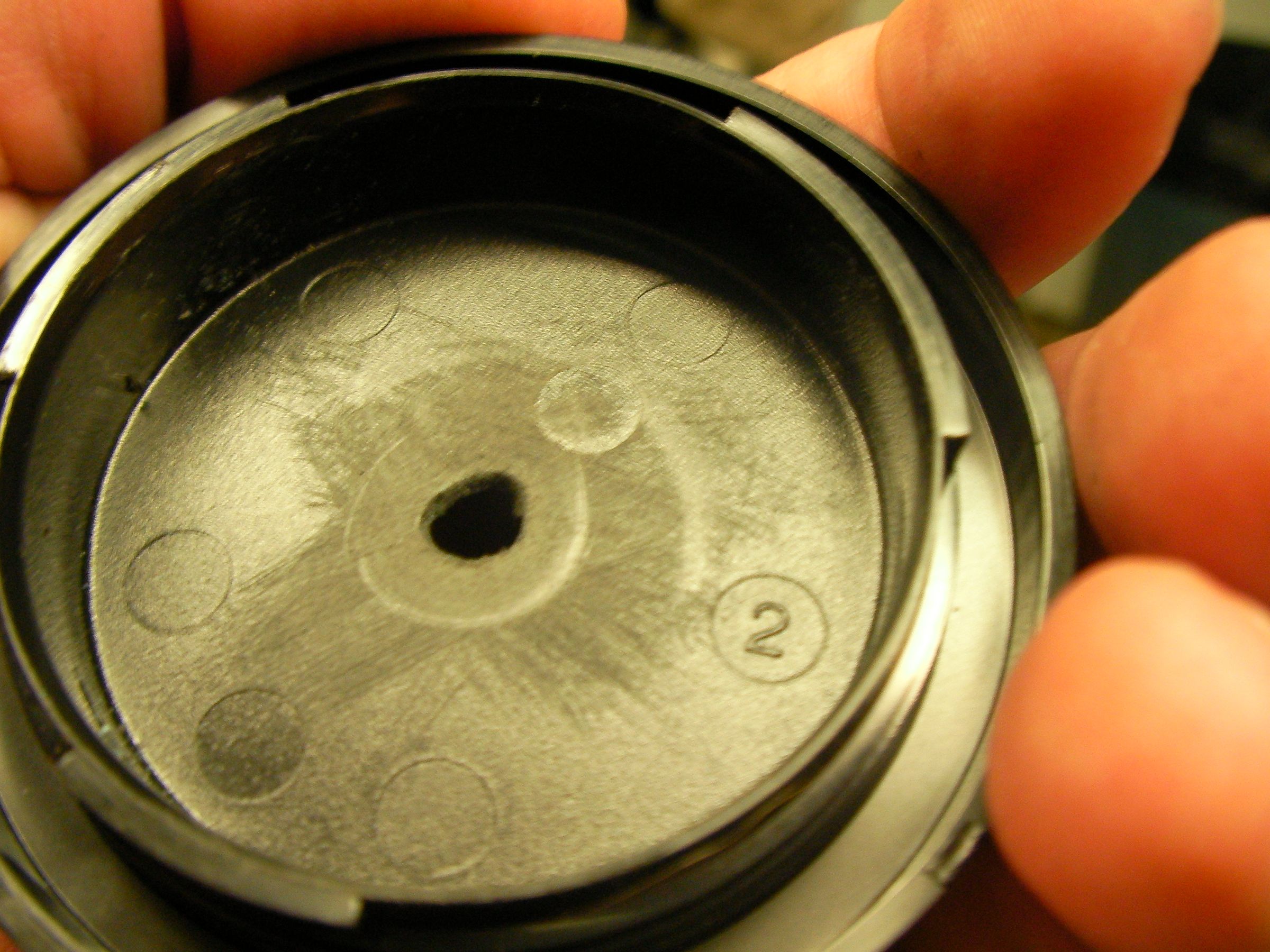Pinhole DSLR (quick and Dirty Edition) : 4 Steps - Instructables