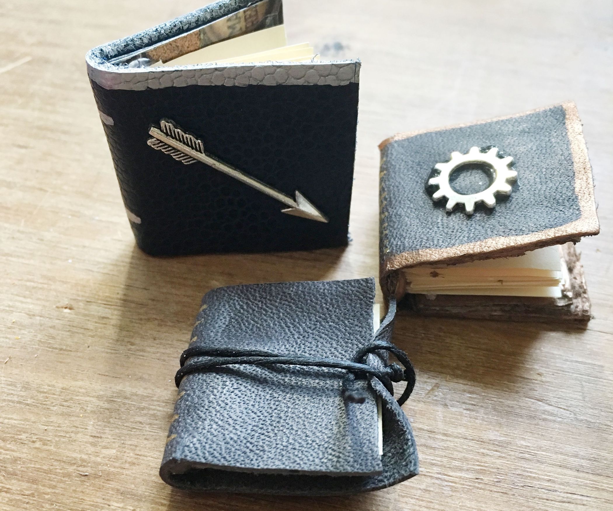 Mini Leather Books : 4 Steps (with Pictures) - Instructables