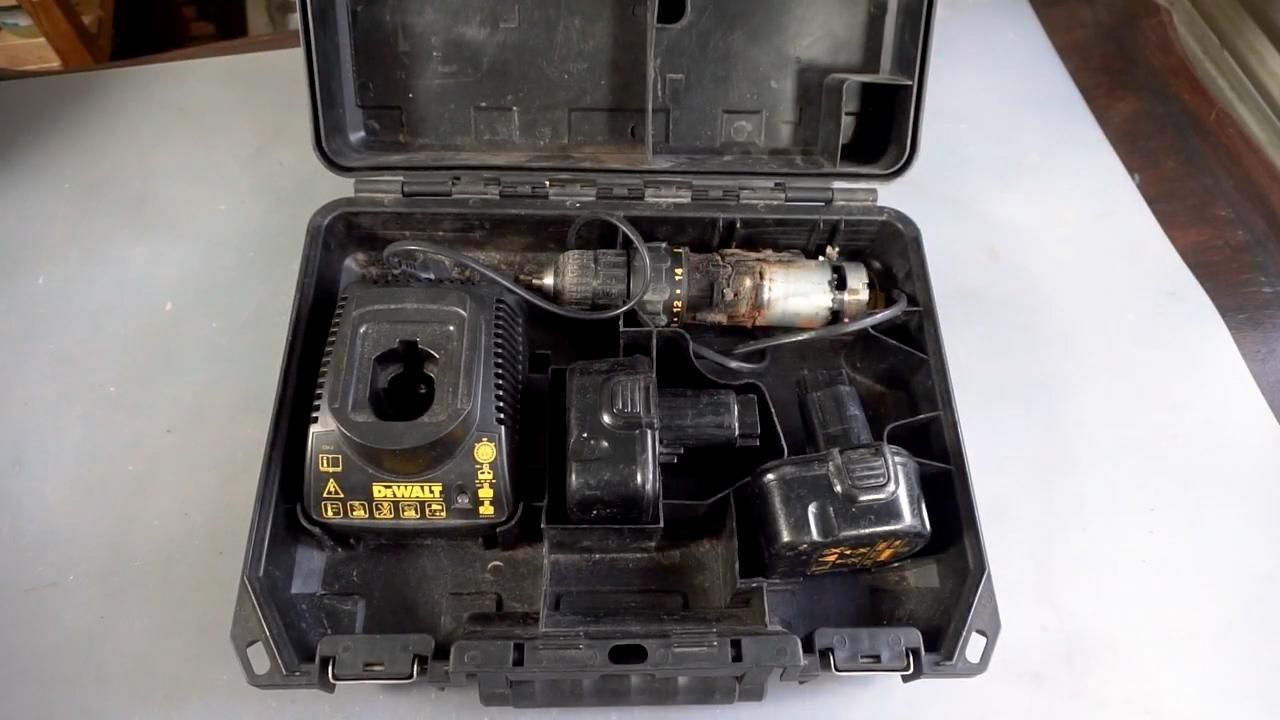 How to Reuse Old Plastic Cordless Tool Cases : 8 Steps - Instructables