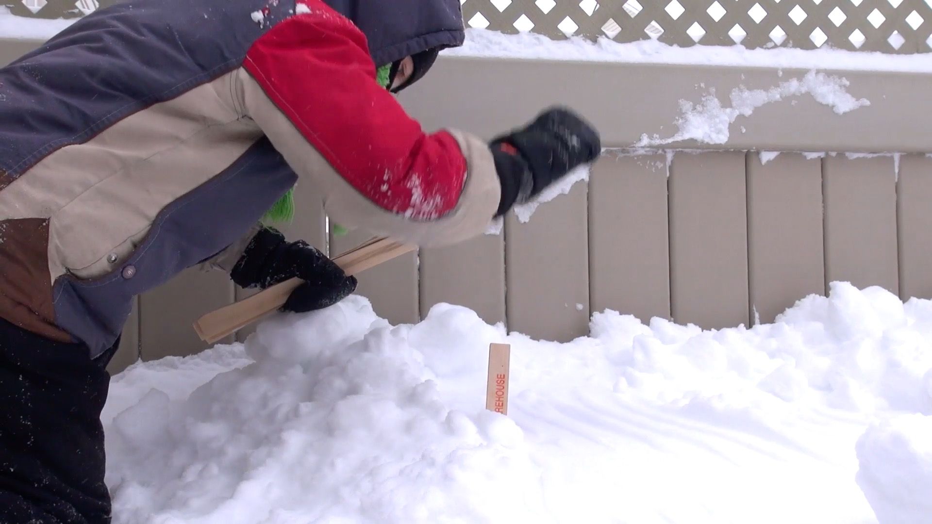 How to Build and Ultimate Snow Fort! : 4 Steps - Instructables